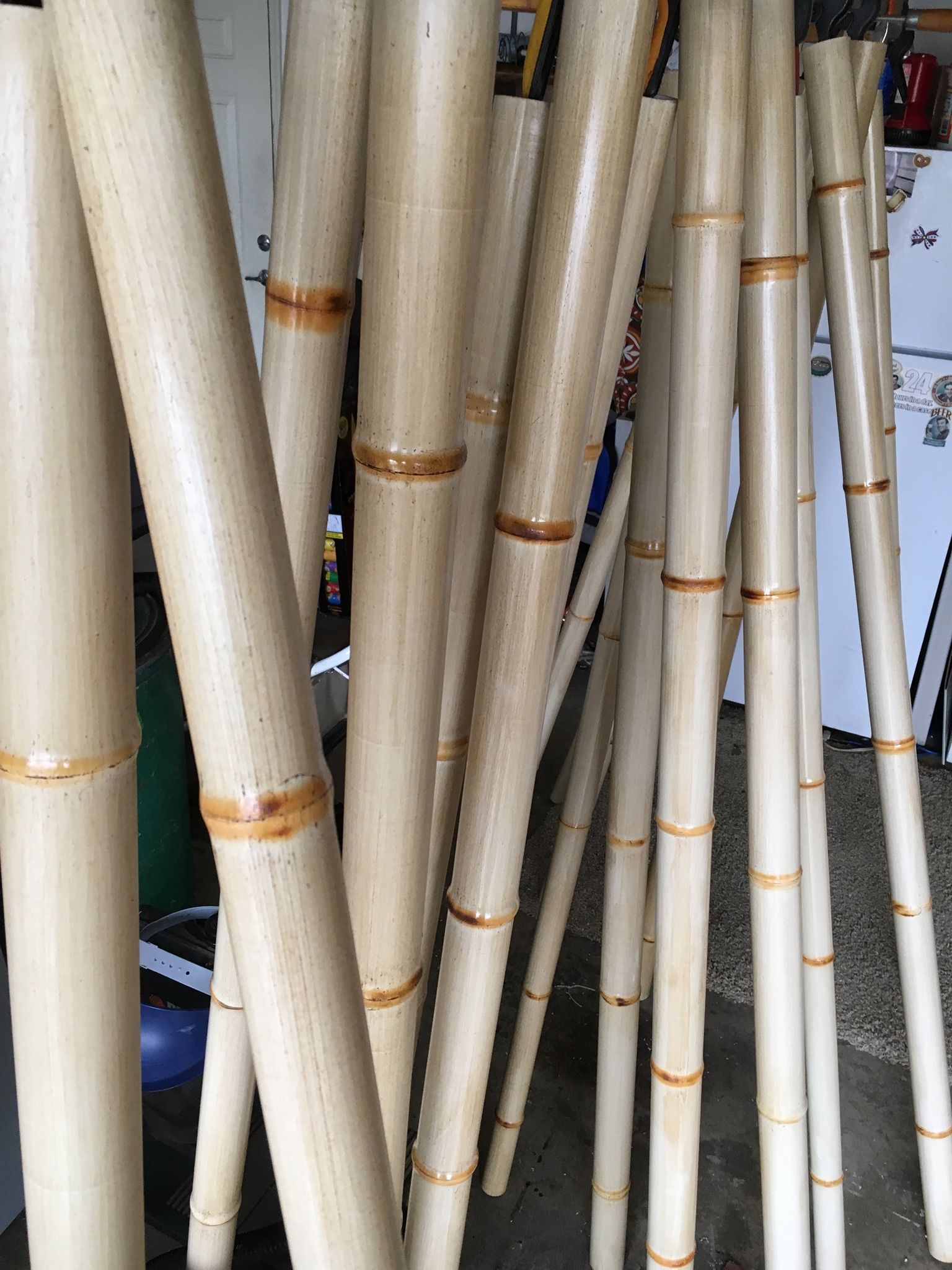 PVC Faux Bamboo Privacy Wall With LEDs : 8 Steps (with Pictures ...