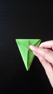 Origami Calyx for an Origami Rose : 9 Steps - Instructables