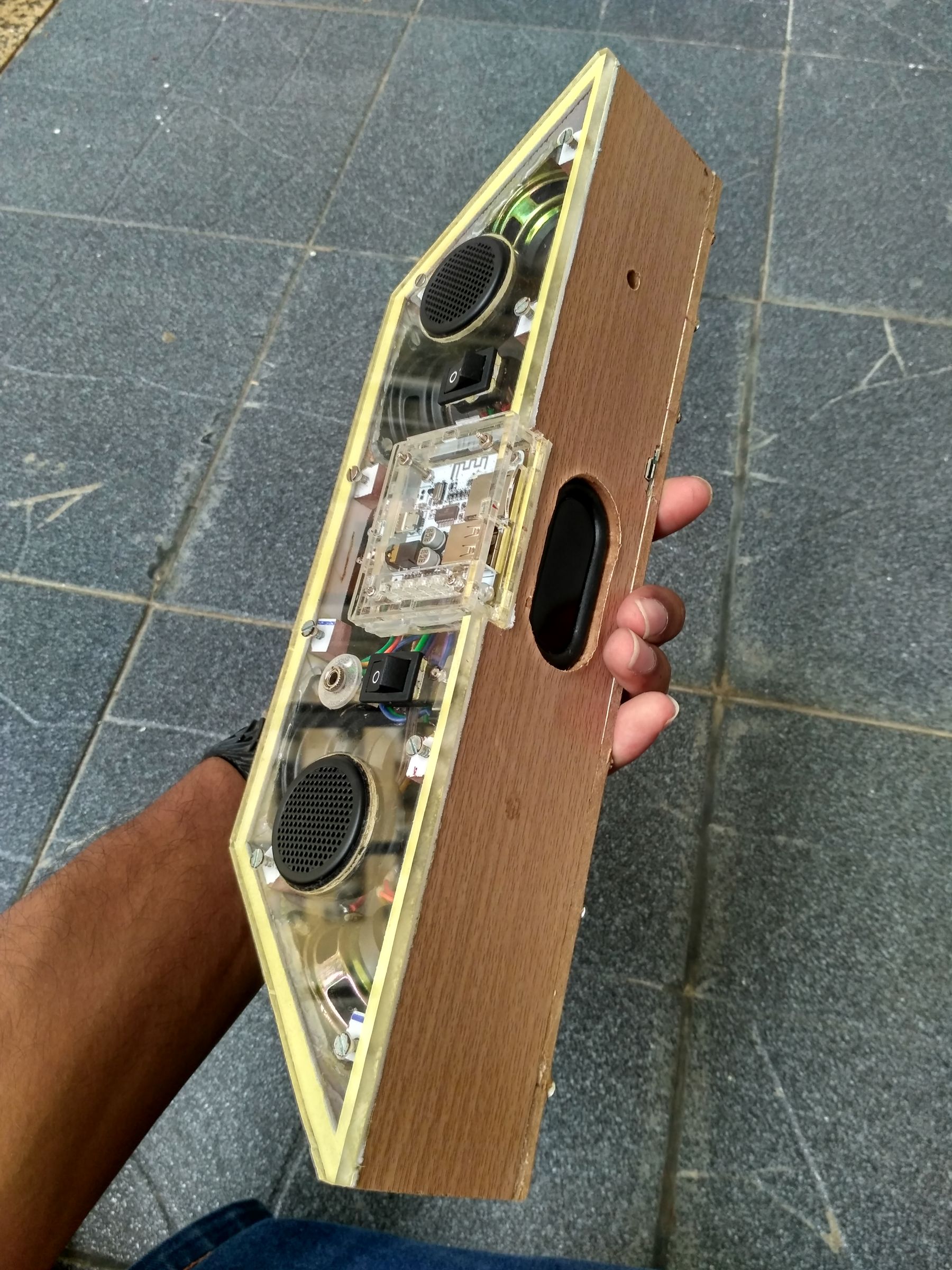 Hand Built Full Range Portable Bluetooth Speaker : 20 Steps (with Pictures) - Instructables
