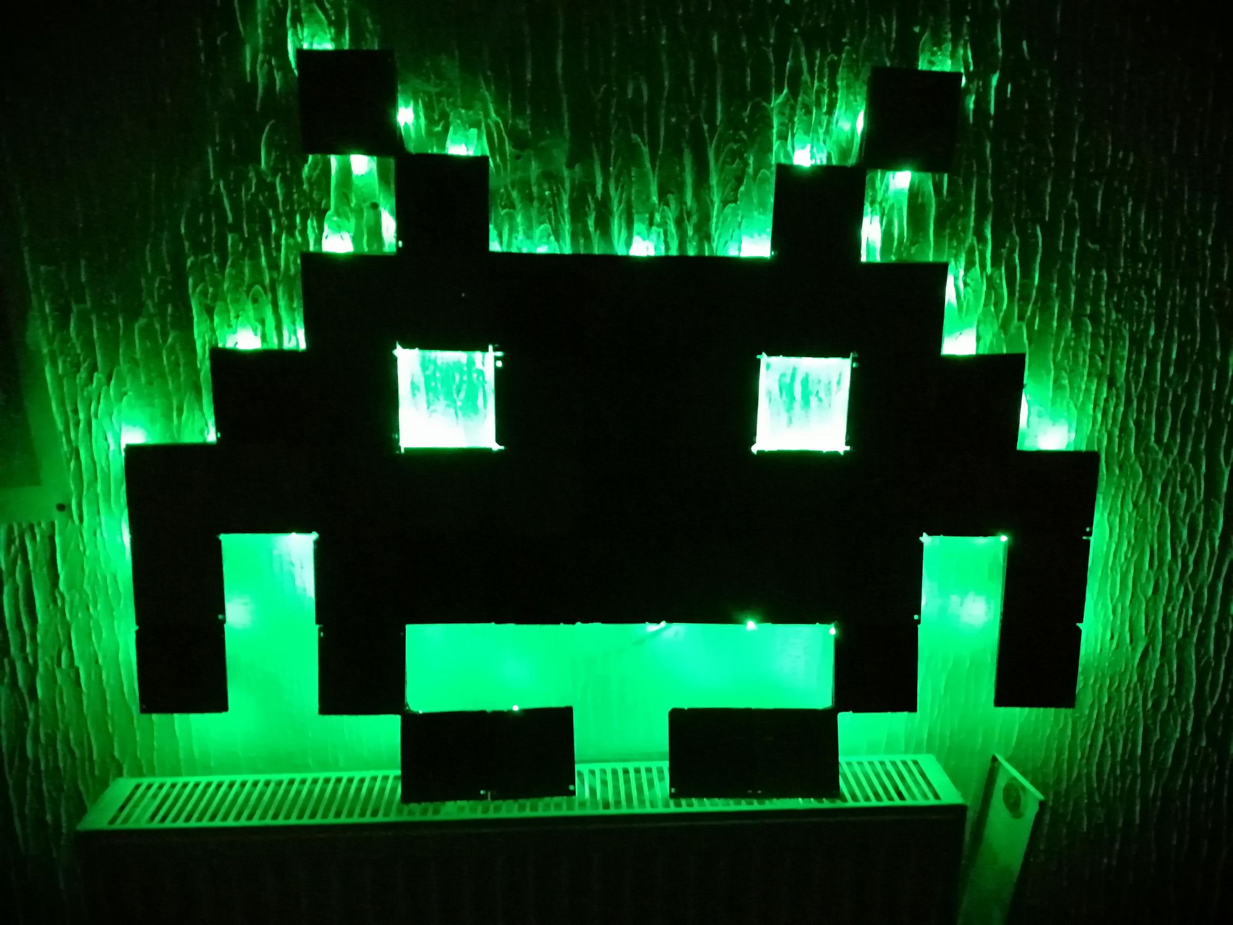 Floppy Disc Space Invader Wall Deco : 5 Steps (with Pictures ...