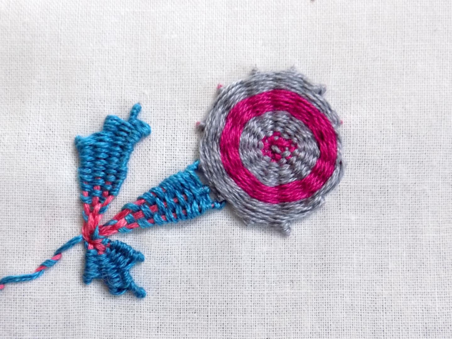 Embroidery 101: Freestyle Weaving : 10 Steps (with Pictures ...