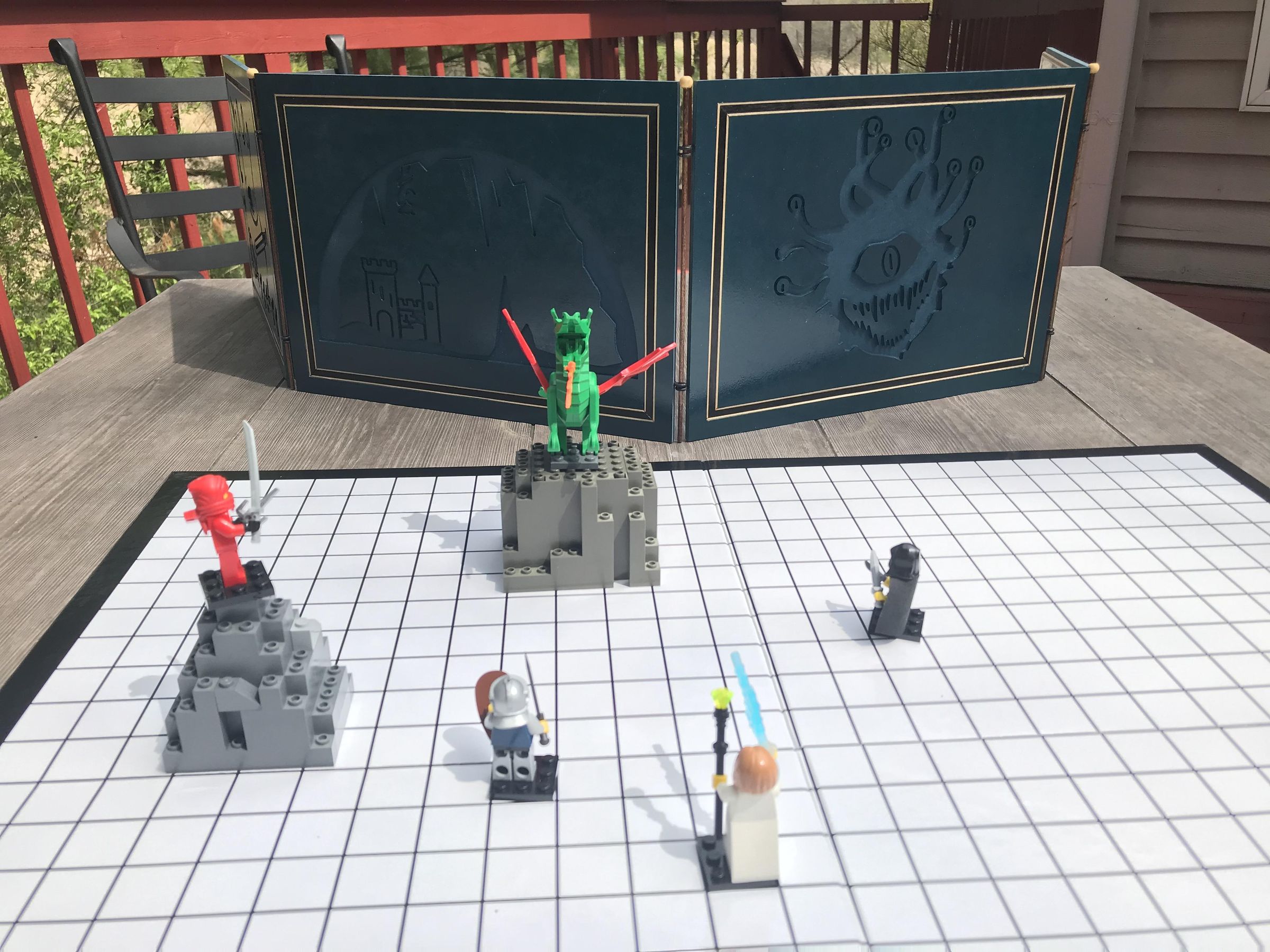 Custom DM Screen : 13 Steps (with Pictures) - Instructables