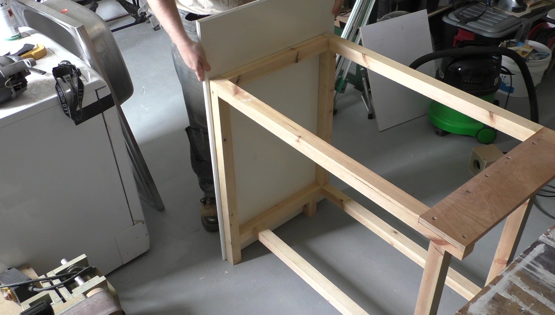 Custom Kitchen Sink Cabinet : 9 Steps (with Pictures) - Instructables