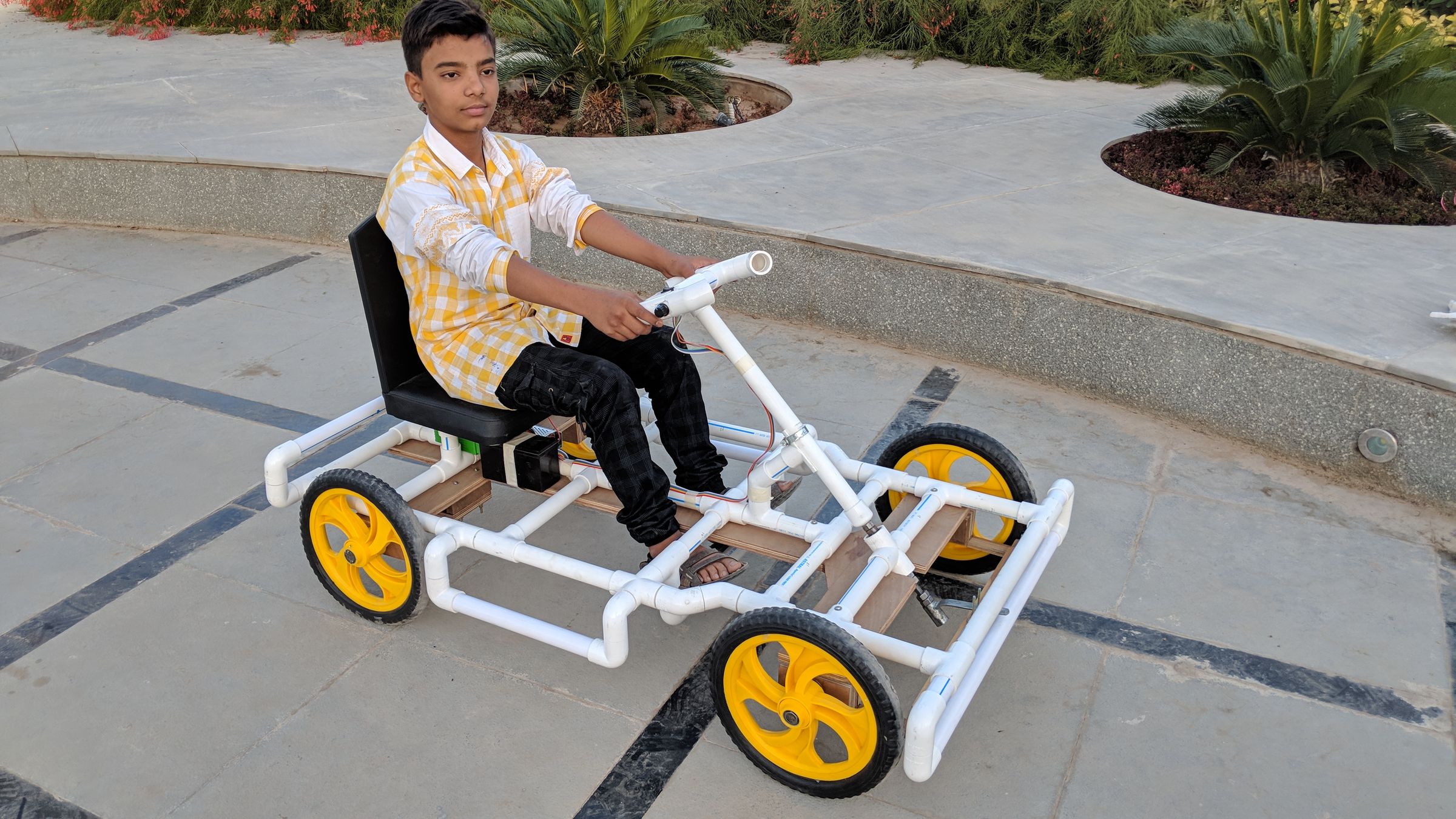 How to Make a Go Kart / Electric Car Using PVC Pipe at Home : 7 Steps ...