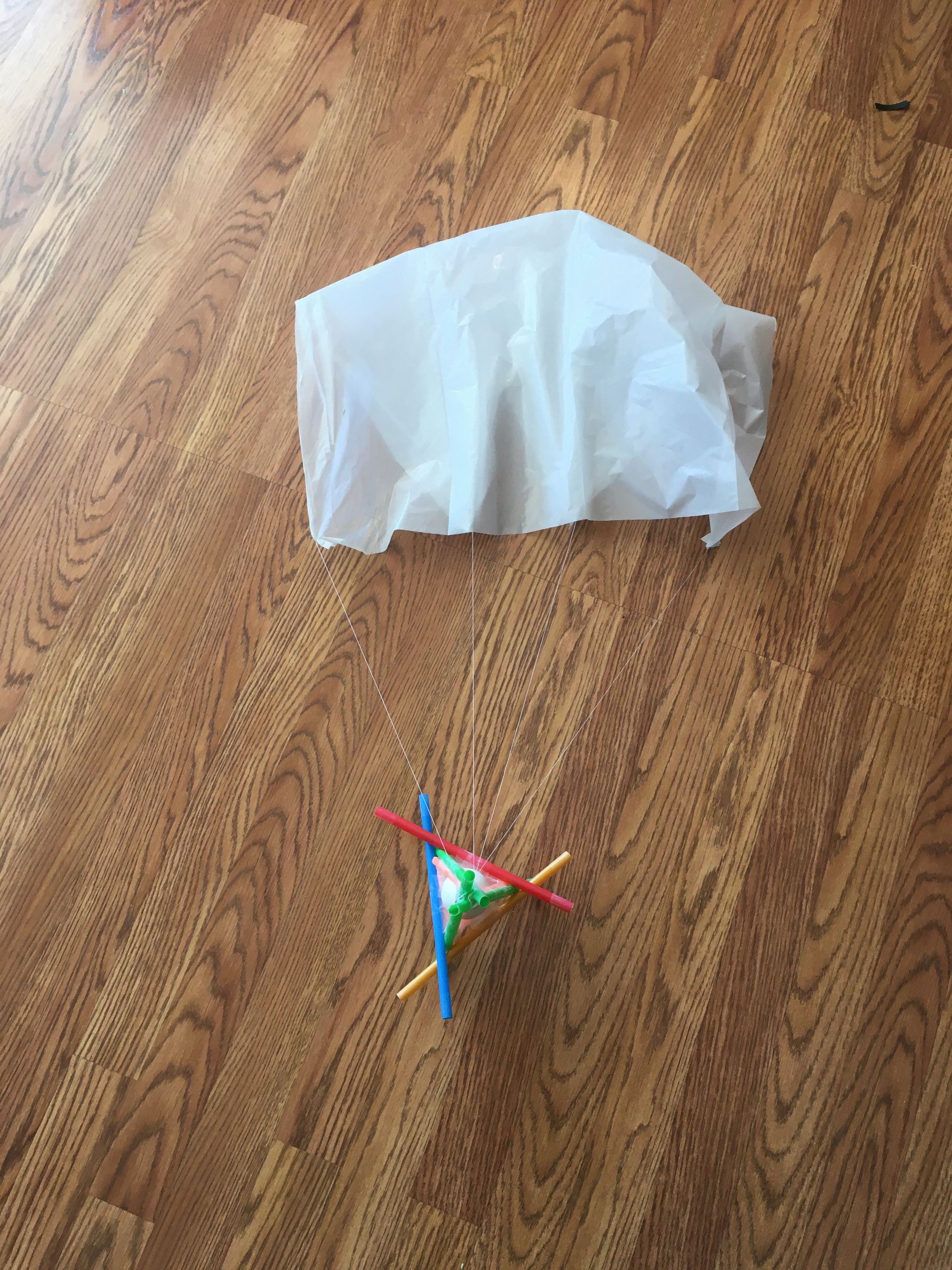 Easy and Lightweight Egg Drop Protection Device : 5 Steps - Instructables
