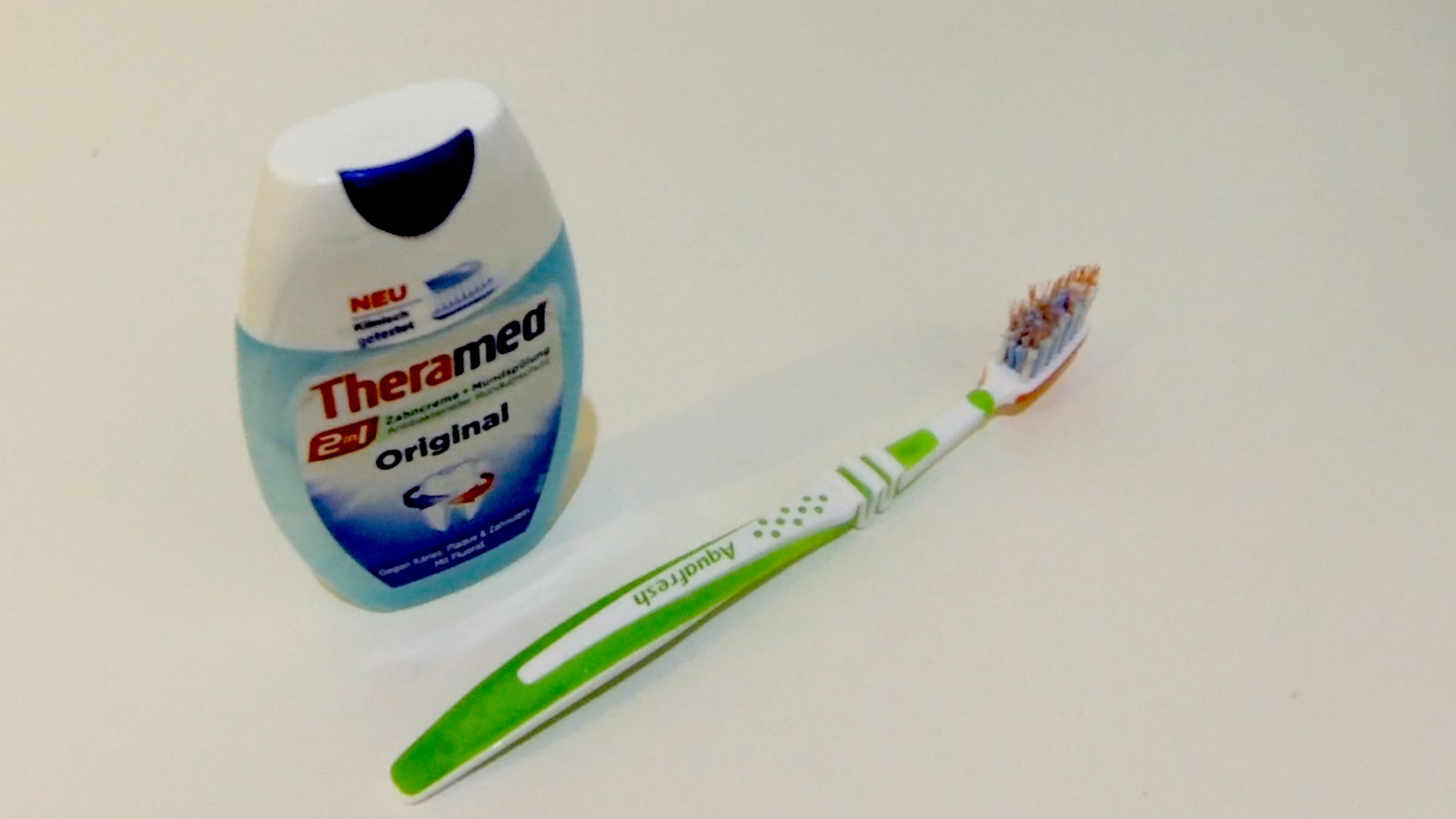 How to Fix Your Scratches in a Macbook Screen : 7 Steps - Instructables