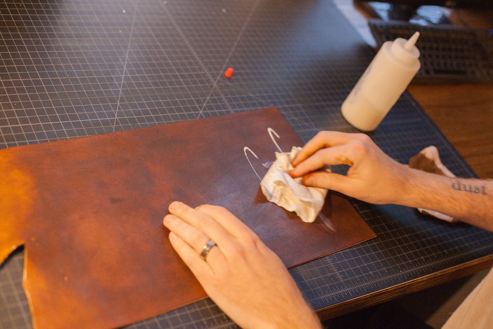 Simple Leather Journal : 13 Steps (with Pictures) - Instructables