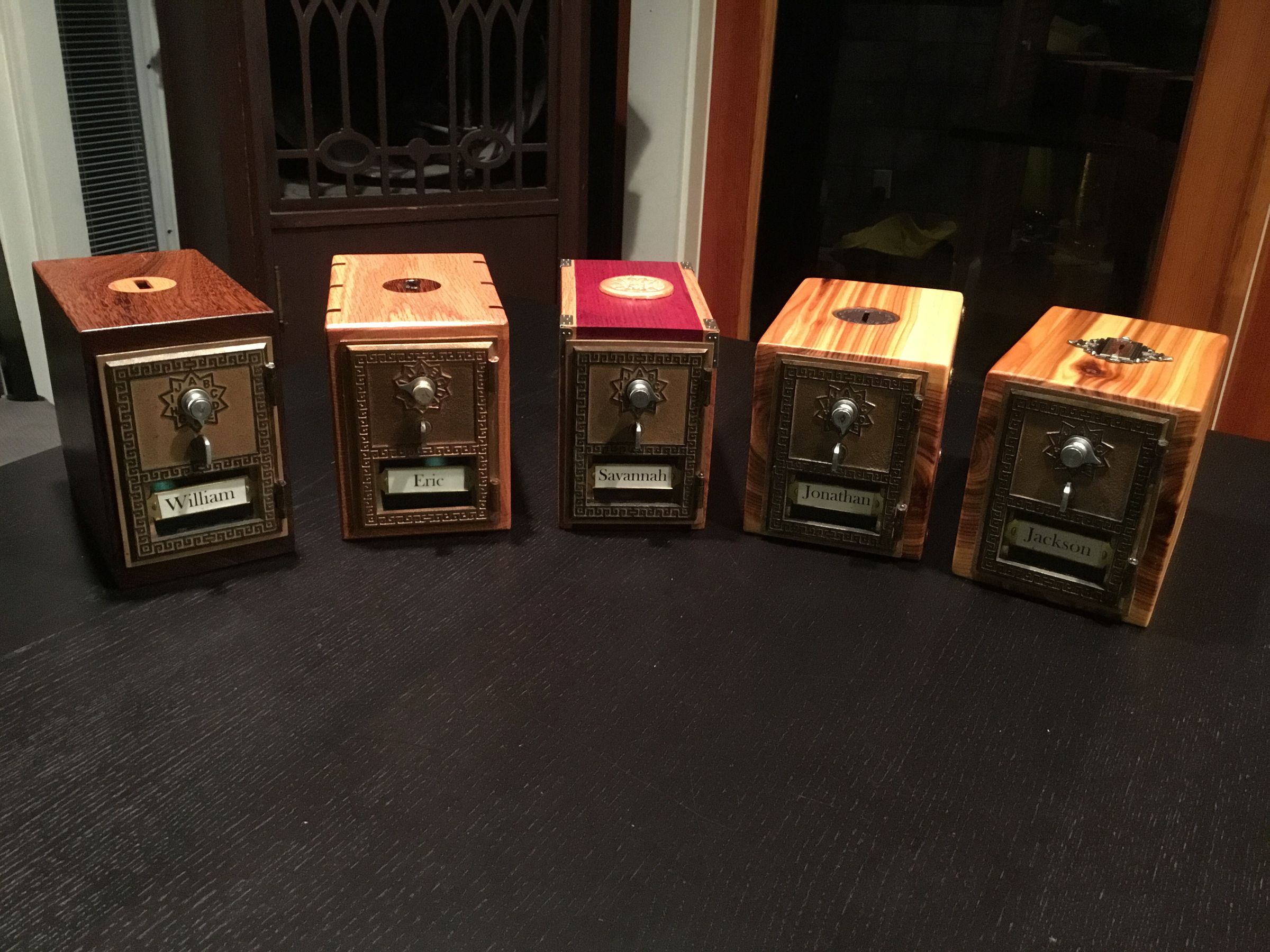 Post Office Box Piggy Bank/Safe. : 5 Steps (with Pictures) - Instructables