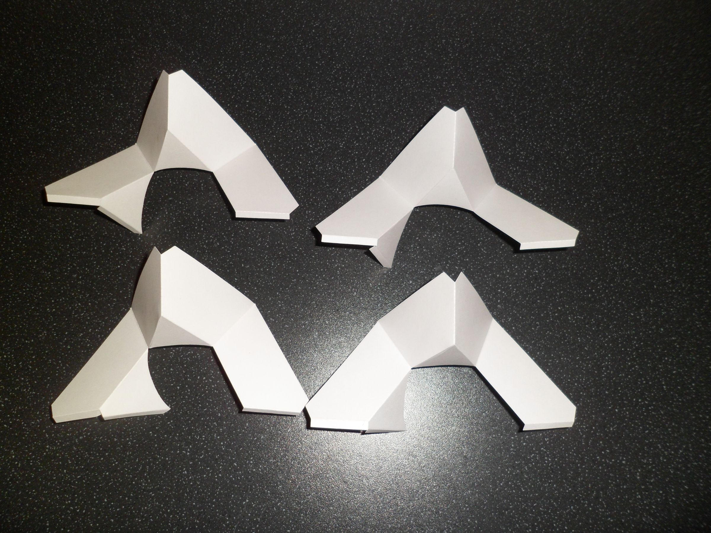 Destiny Ghost Papercraft : 10 Steps - Instructables