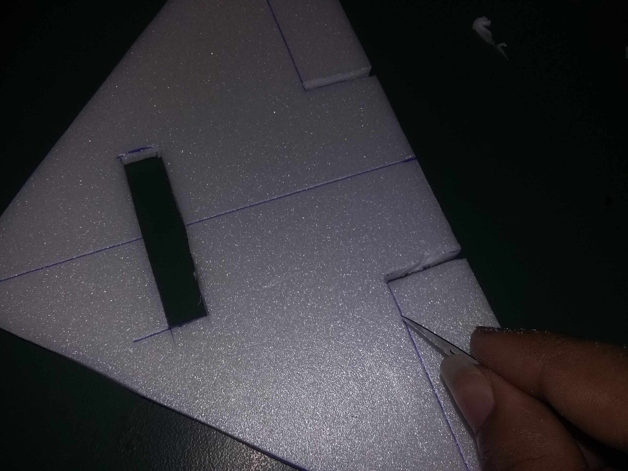 RC. Delta. Looks Like Space Craft : 20 Steps (with Pictures ...