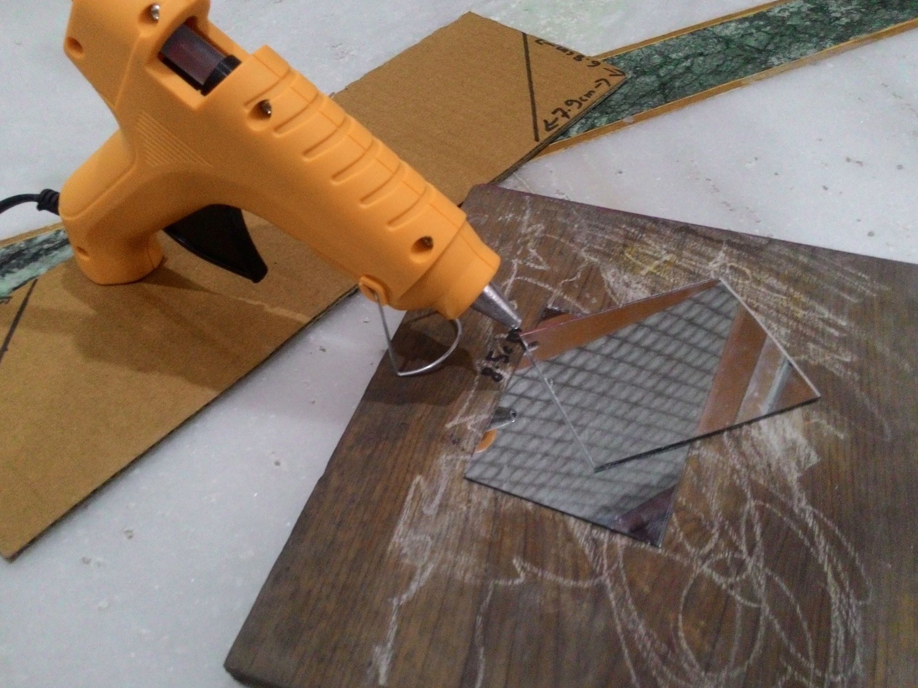 How to Make Cardboard Periscope! : 14 Steps (with Pictures) - Instructables
