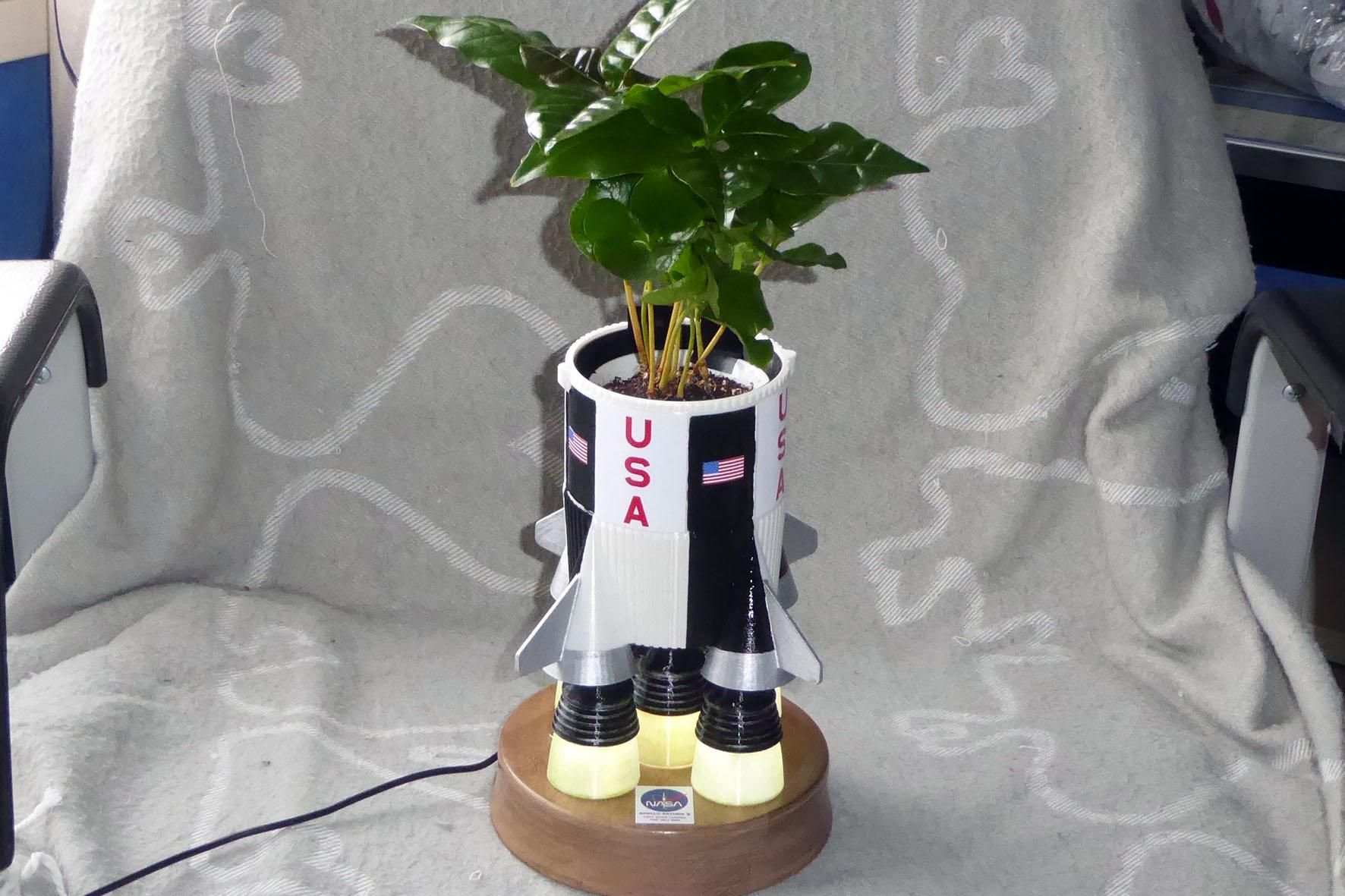 Rocket Planter : 13 Steps (with Pictures) - Instructables
