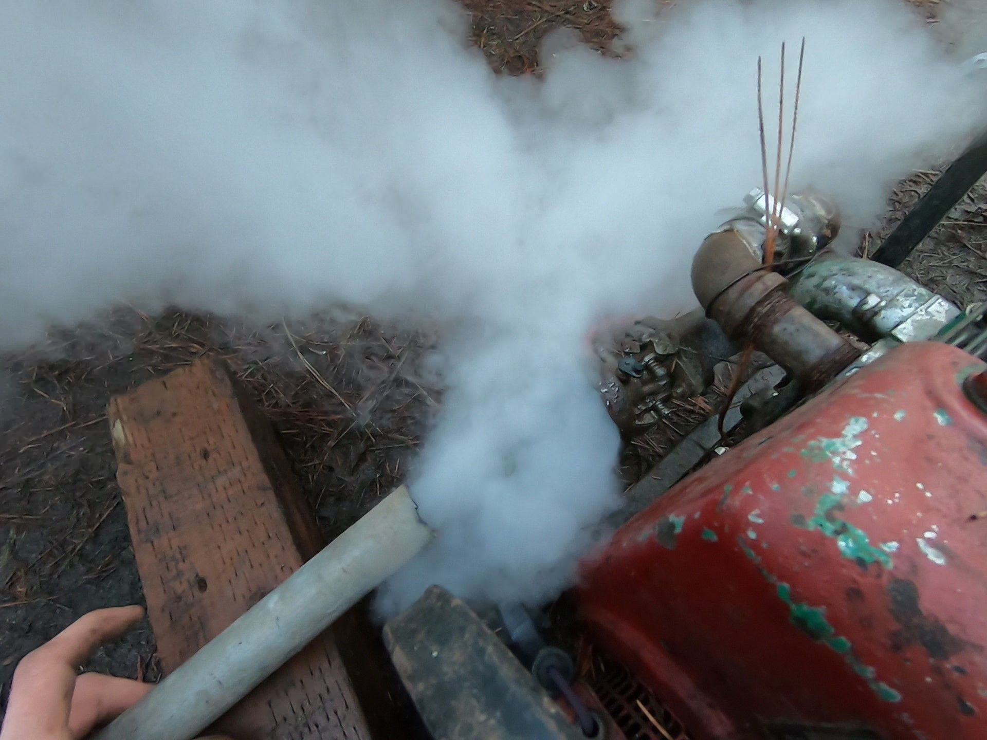 Using Wood to Fuel a Generator! (How to Build a Wood Gasifier W ...