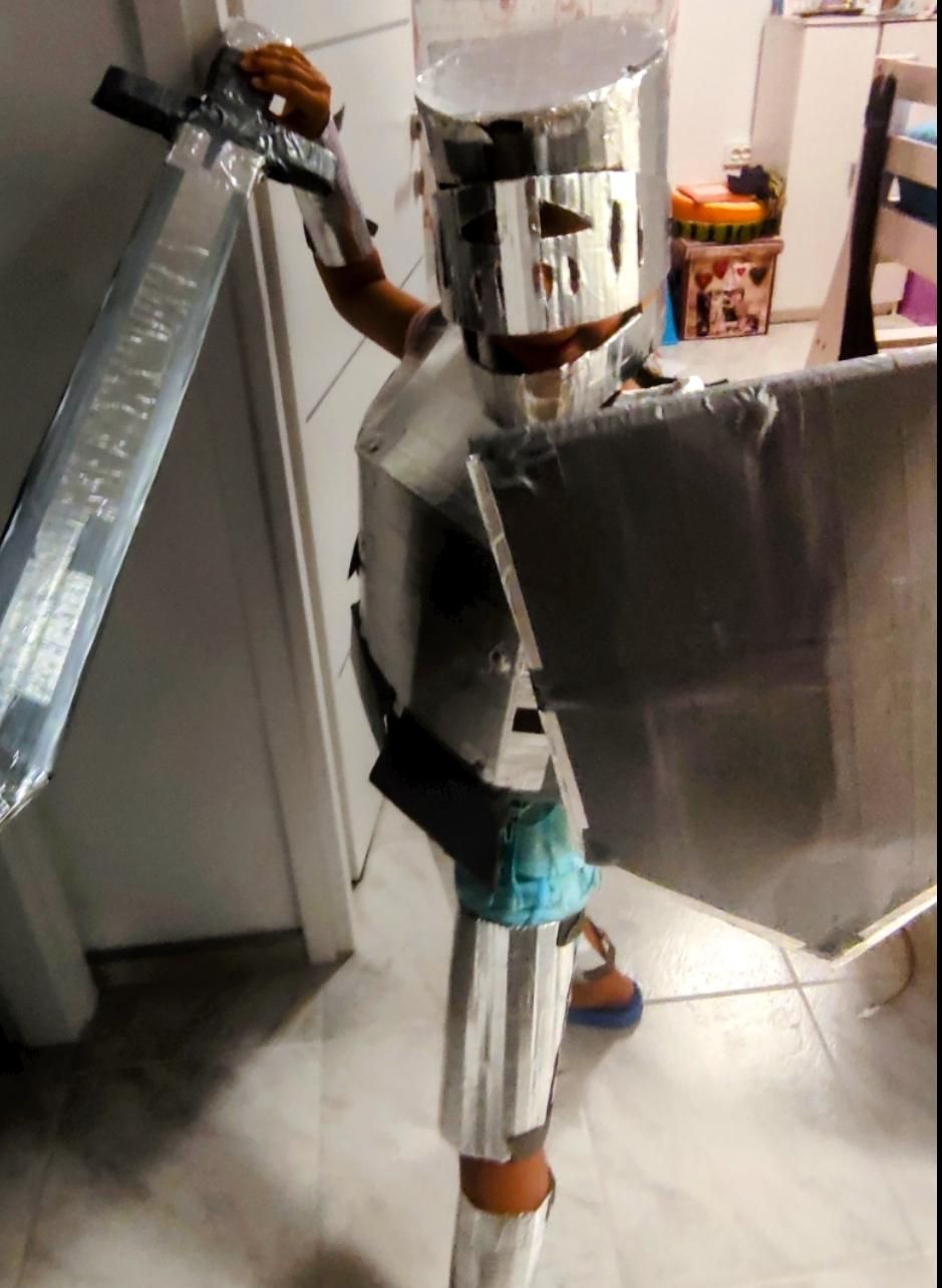 Cardboard Knight Costume : 4 Steps (with Pictures) - Instructables