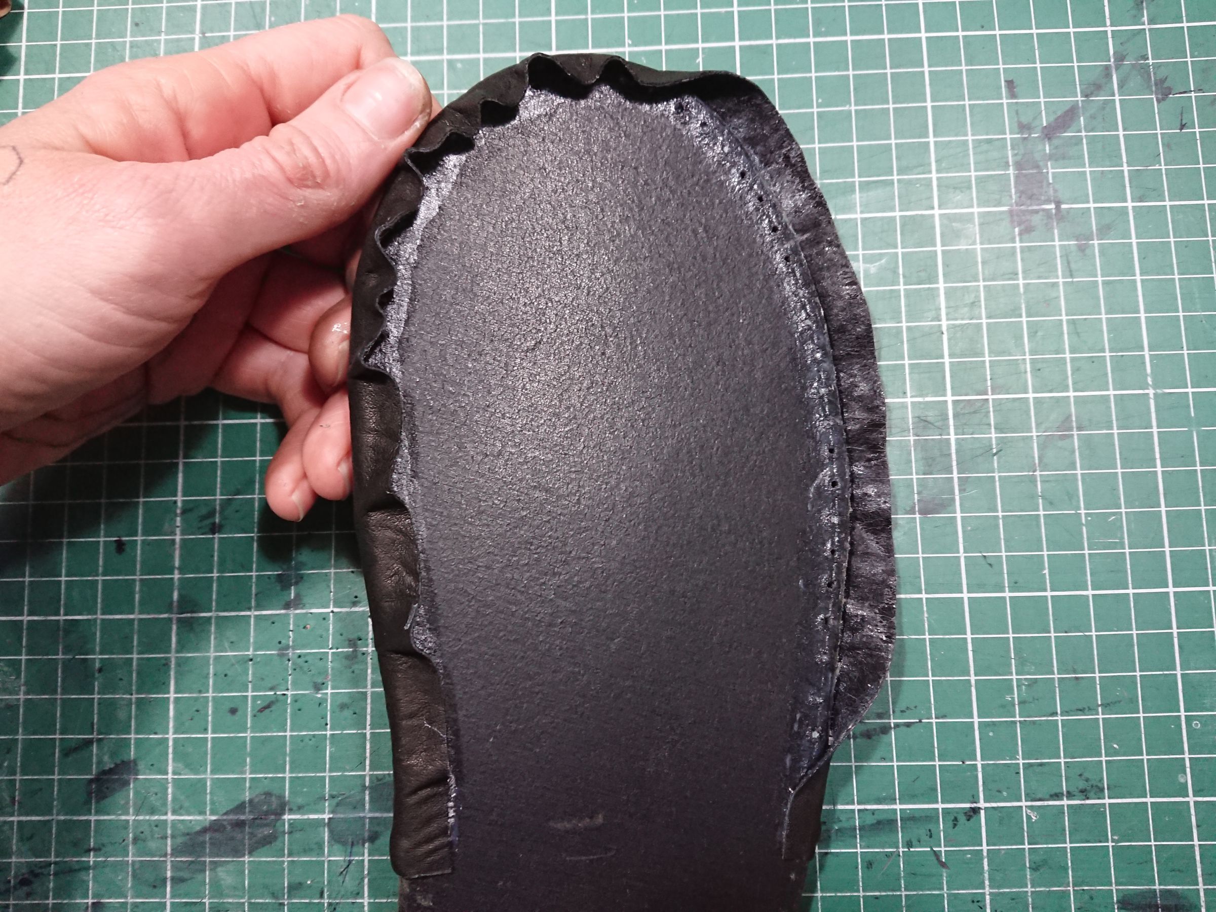 Making Leather Slippers : 9 Steps (with Pictures) - Instructables