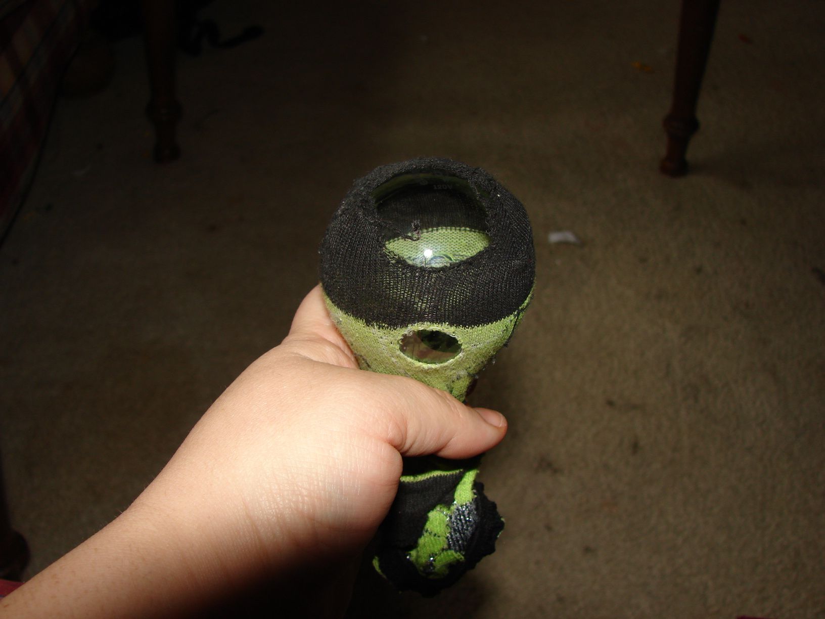 How to Mend a Sock : 8 Steps (with Pictures) - Instructables