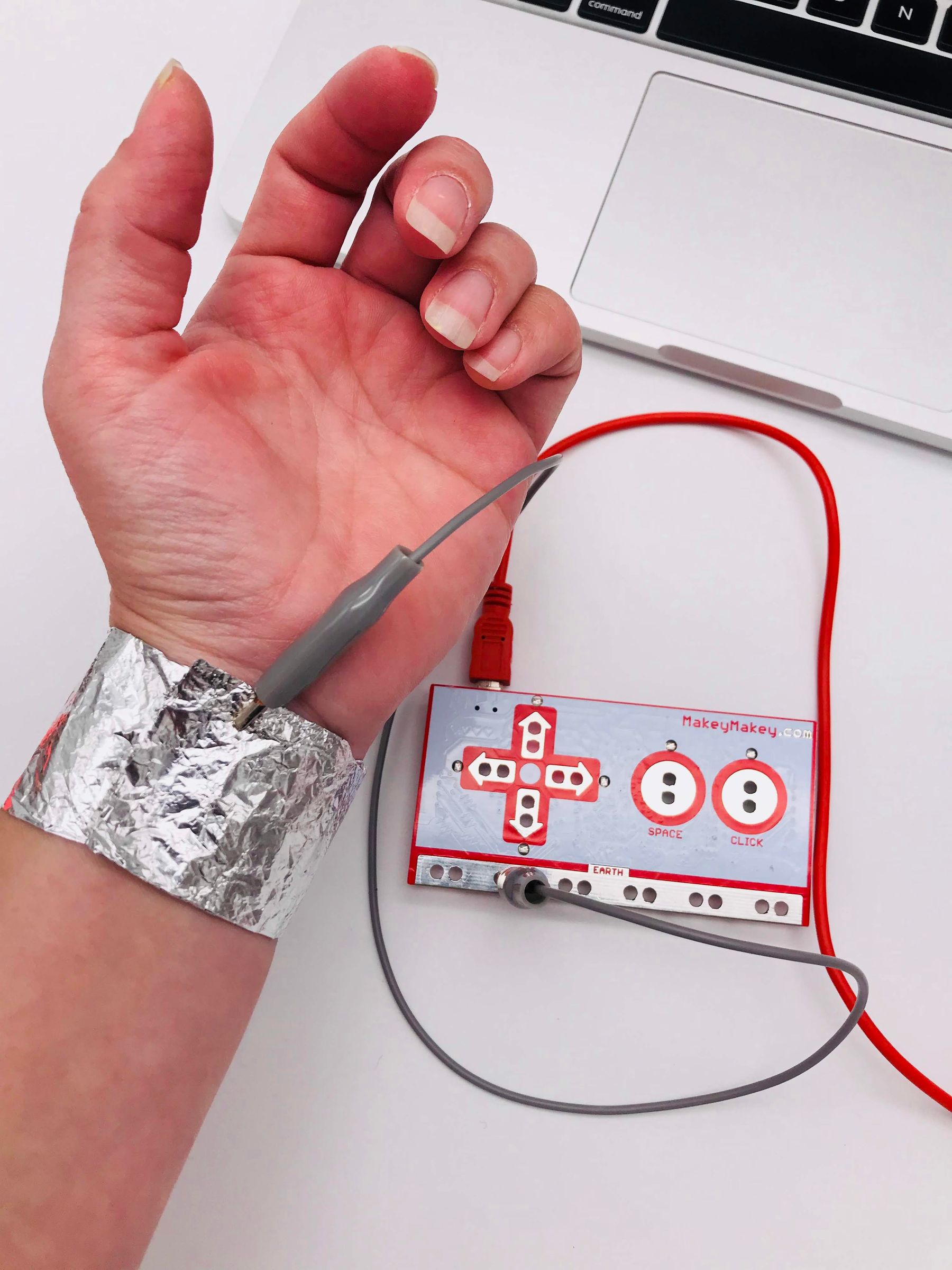 STEM in the Gym Makey Makey and Scratch Challenge : 5 Steps (with ...