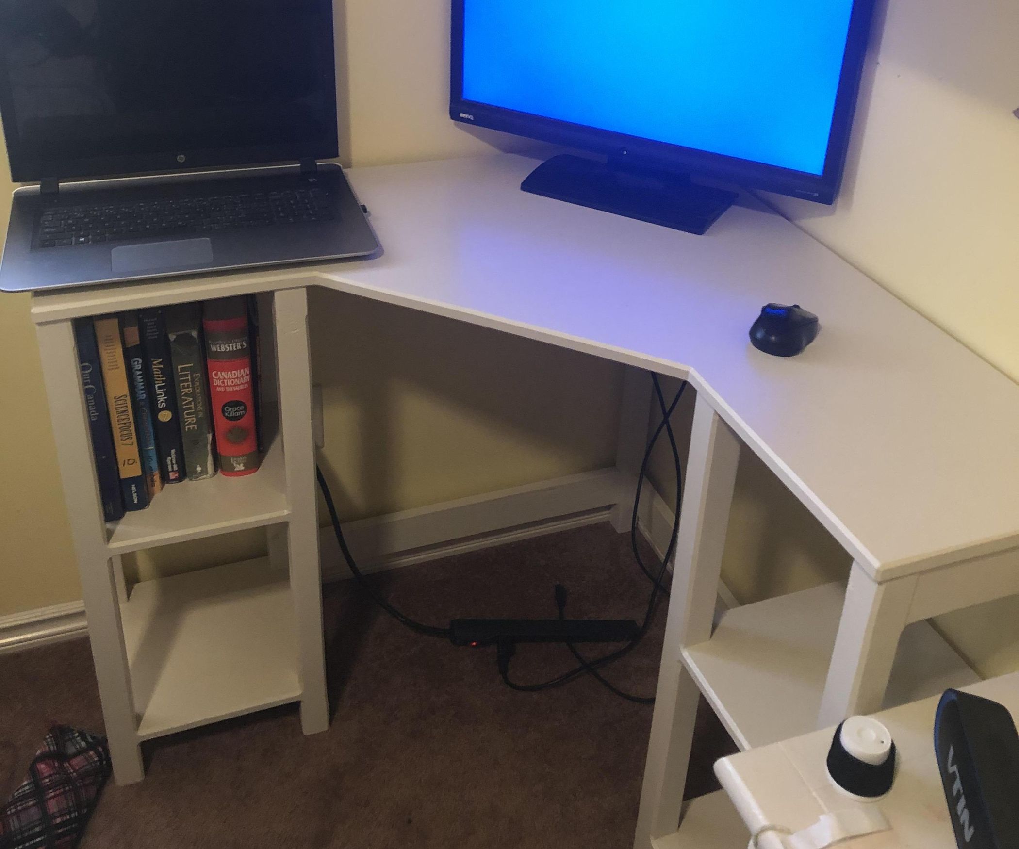 Compact Corner Desk : 8 Steps (with Pictures) - Instructables