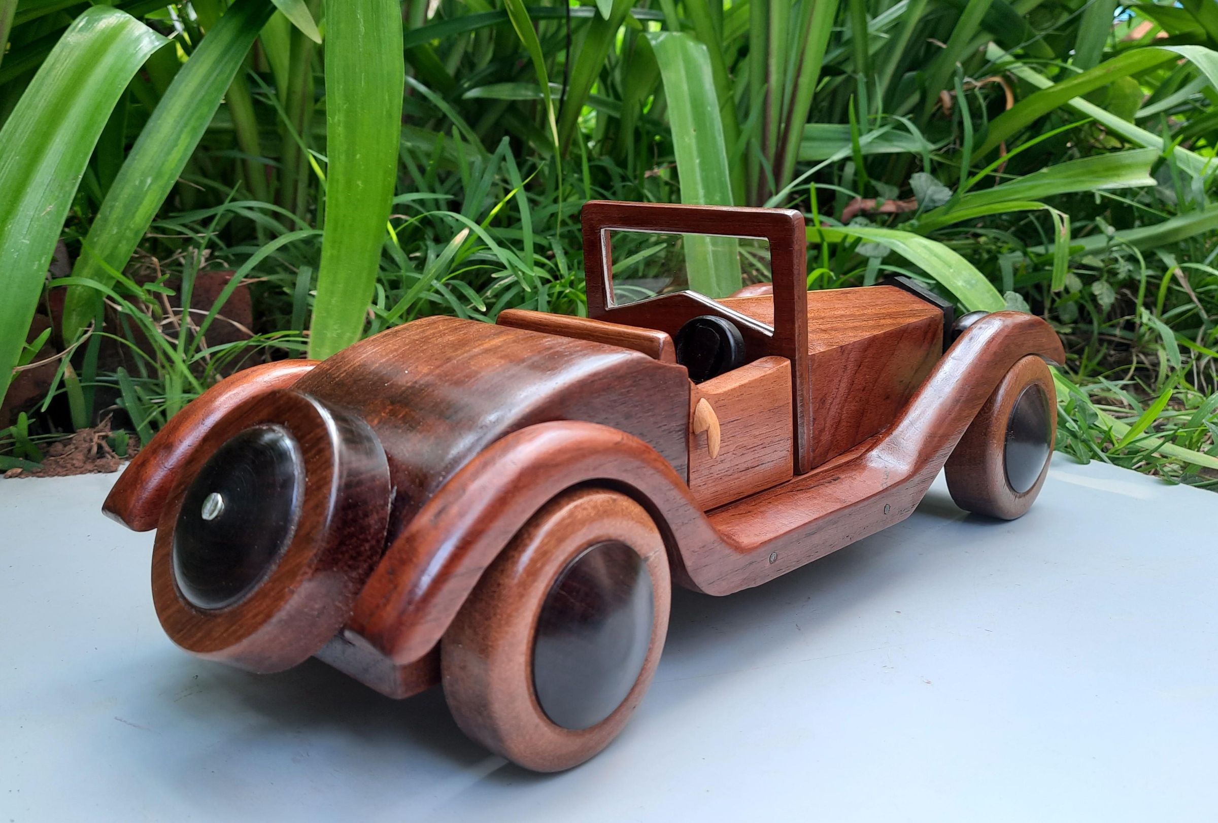 Build Your Dream Car (Alfa Romeo Vintage in Wood) : 18 Steps (with ...