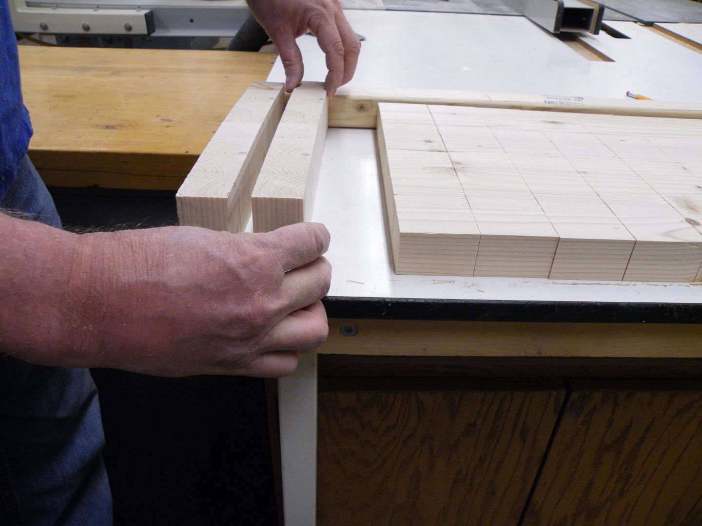 2x4 End Grain Cutting Board / Butcher Block : 13 Steps (with Pictures ...