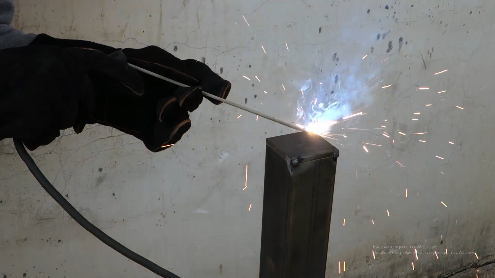 How to Make a Low Cost Welding Table : 5 Steps (with Pictures) - Instructables