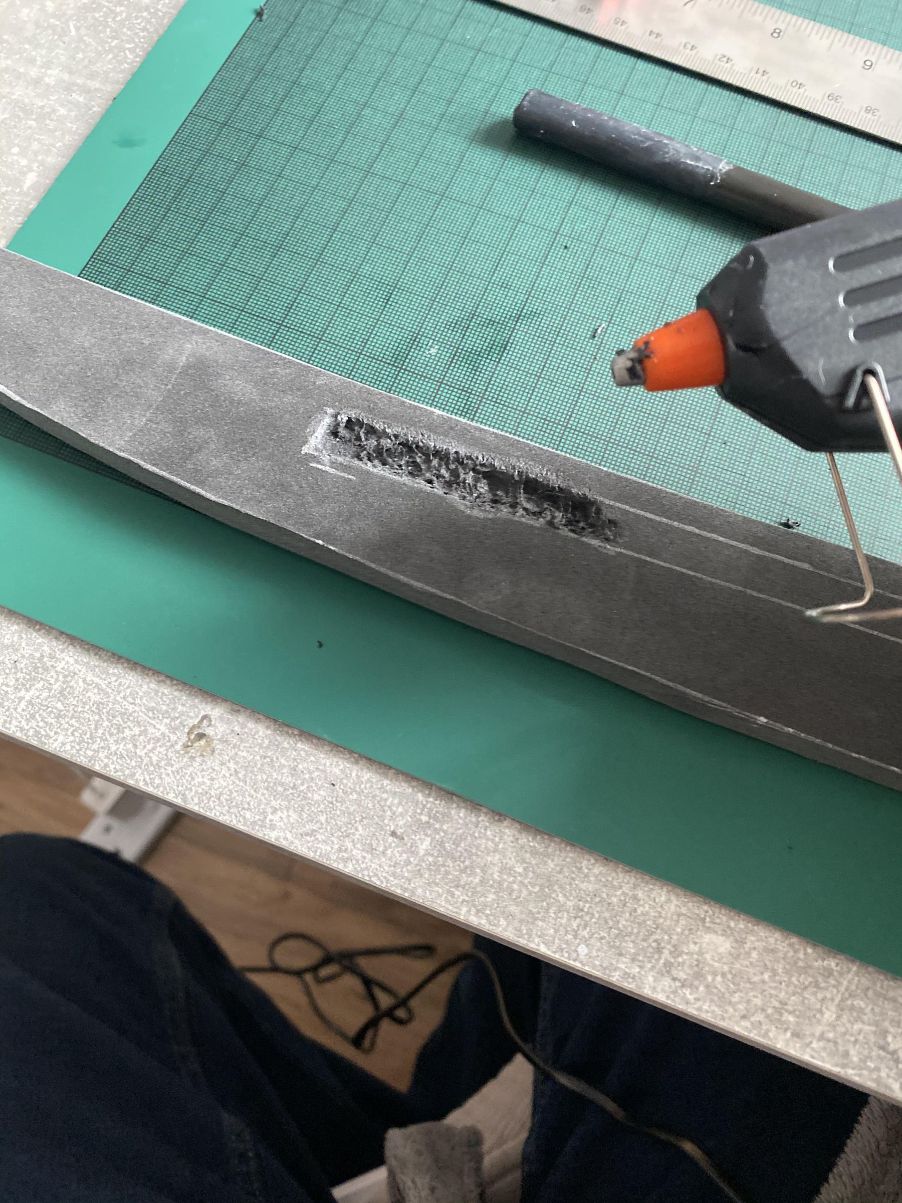 How to Make a LARP Safe Pirate Cutlass : 28 Steps (with Pictures ...