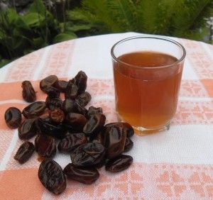 Tasty Homemade Date Wine Recipe : 15 Steps - Instructables
