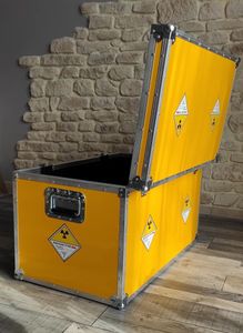 Making of a DIY Flightcase : 9 Steps (with Pictures) - Instructables