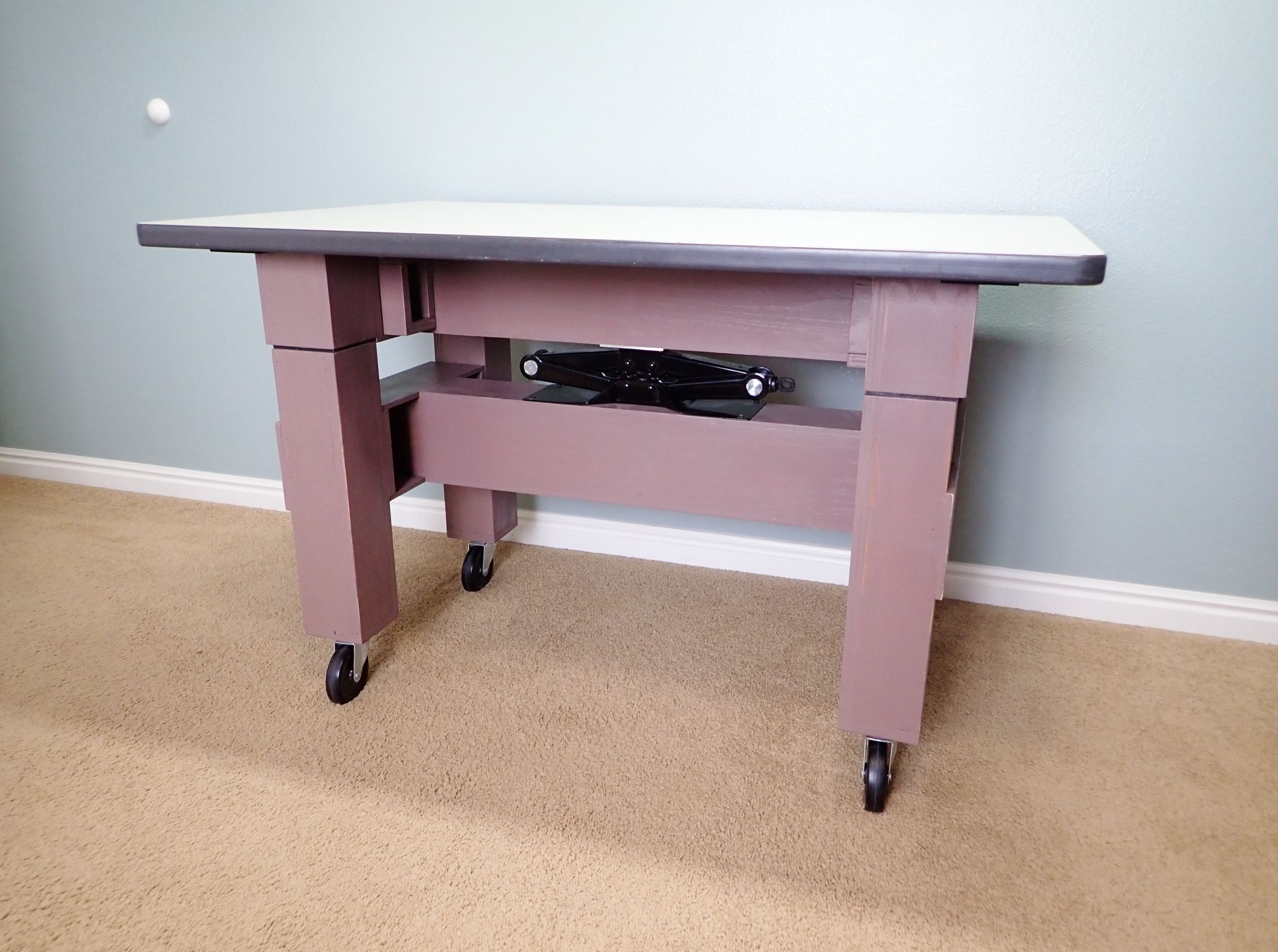 Make an Adjustable-Height Table With a Car Jack : 16 Steps (with ...