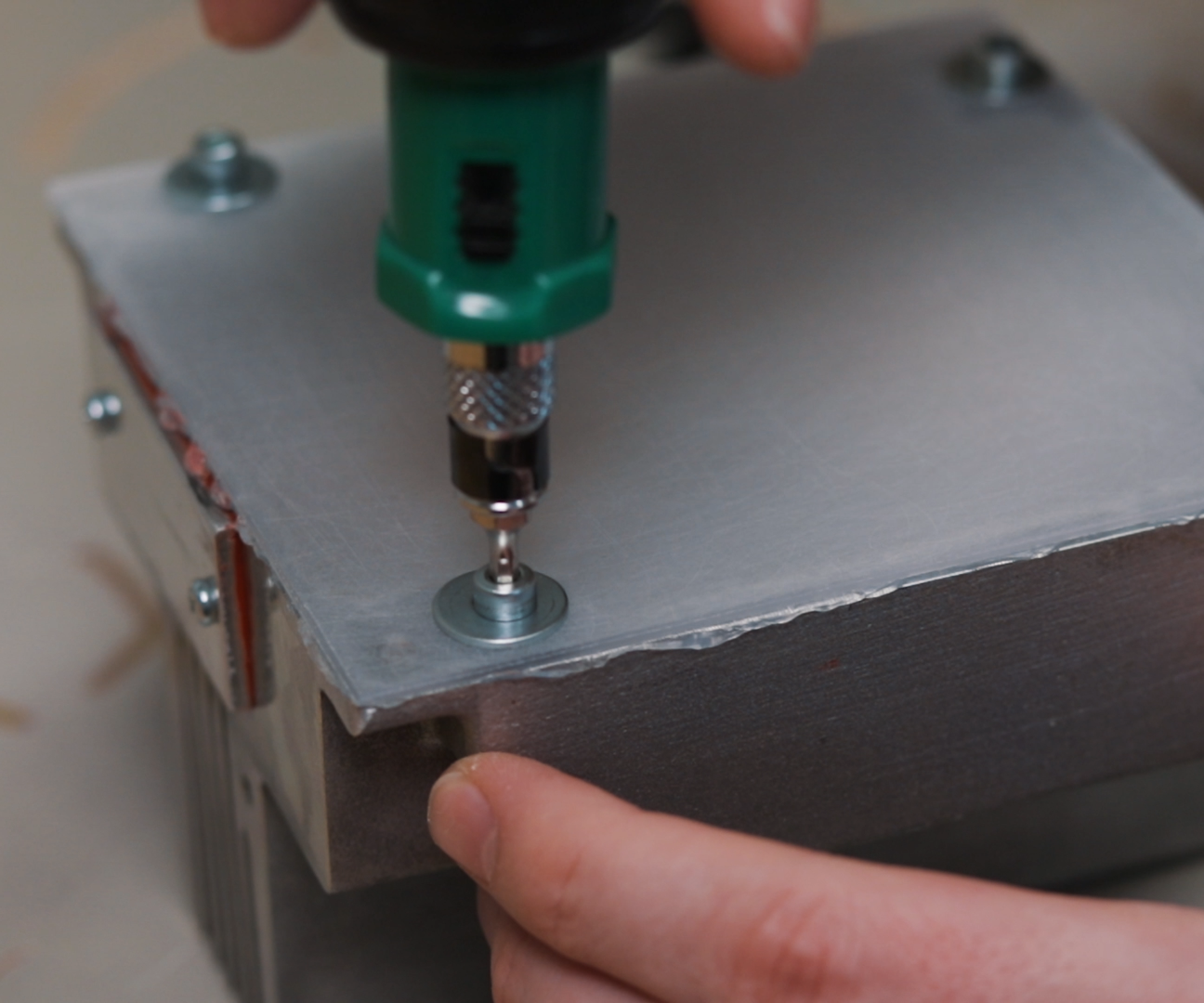 DIY FLOODLIGHT W/AC LEDs (+EFFICIENCY VS DC LEDs) : 21 Steps (with ...