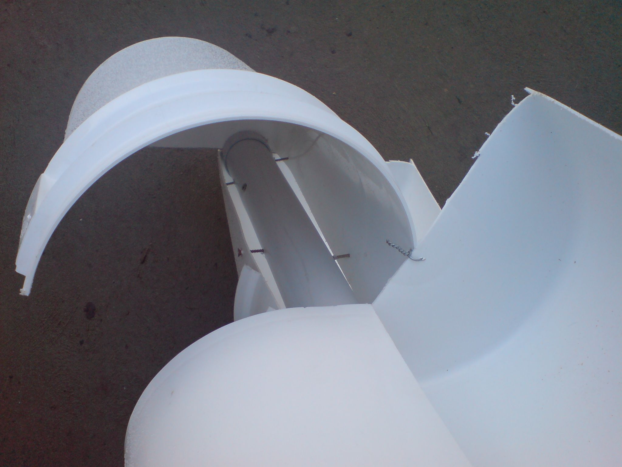 Build Your Own Savonius VAWT (Vertical Axis Wind Turbine) : 8 Steps ...