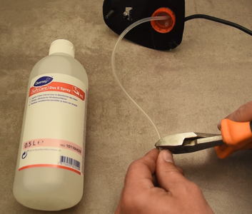 DIY Automatic Hand Sanitizer Dispenser : 14 Steps (with Pictures ...