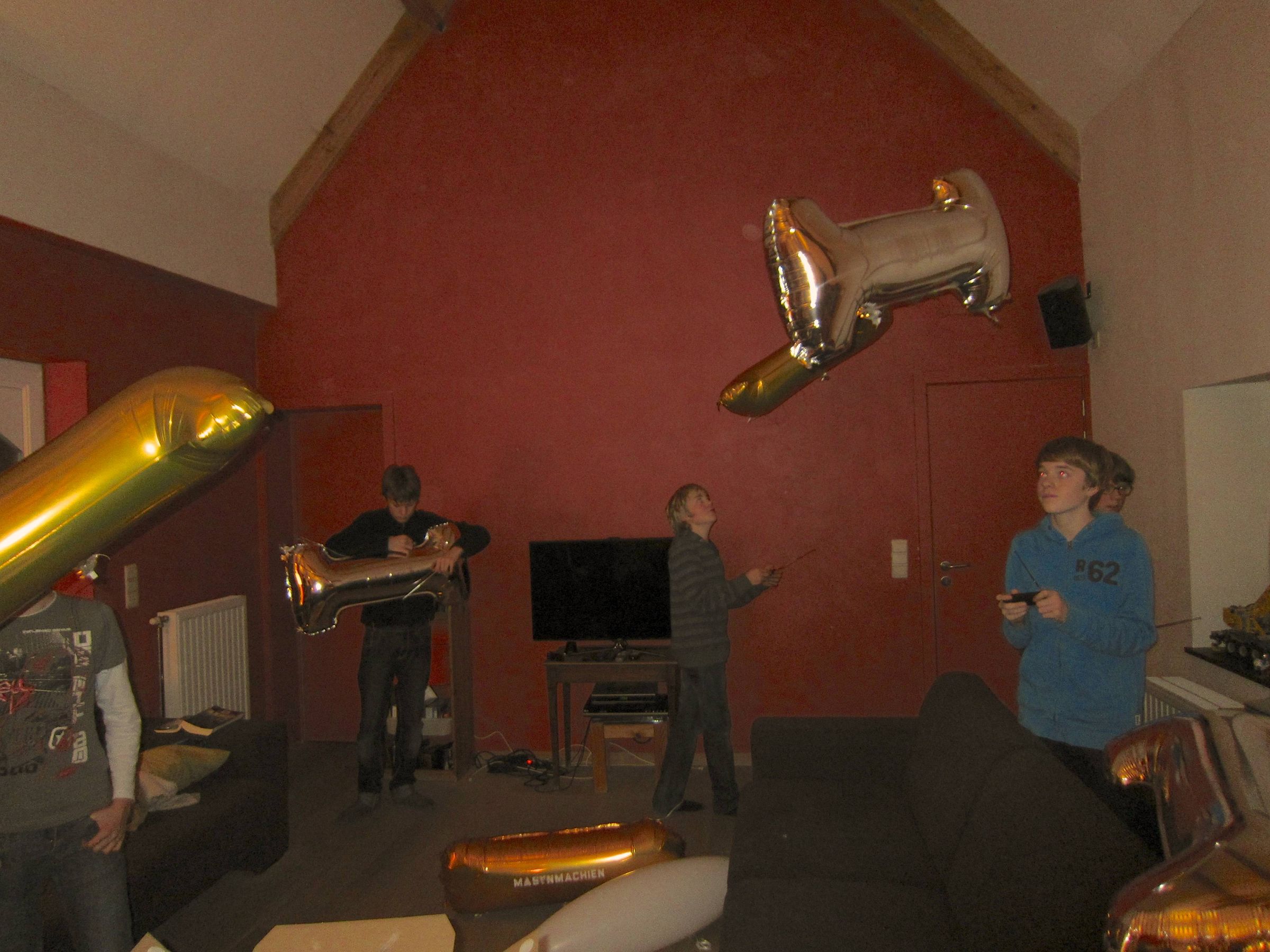 Build an RC Blimp for Less Than $13 : 8 Steps (with Pictures ...