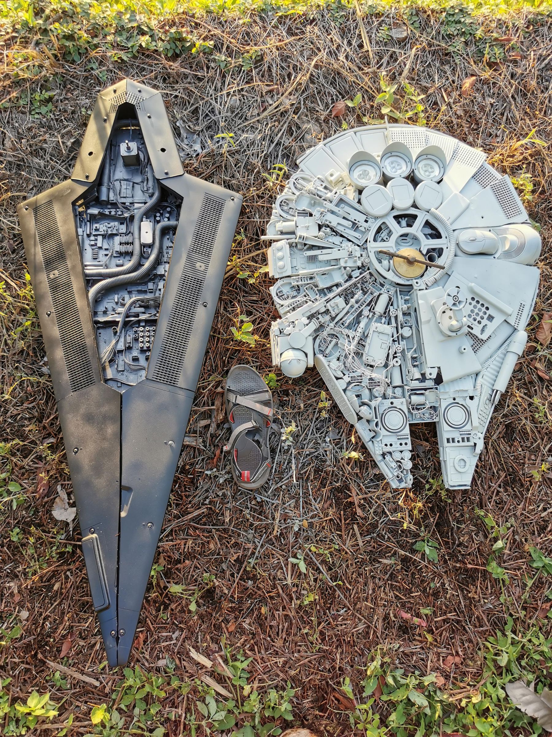 Million Micron Millenium Falcon : 11 Steps (with Pictures) - Instructables