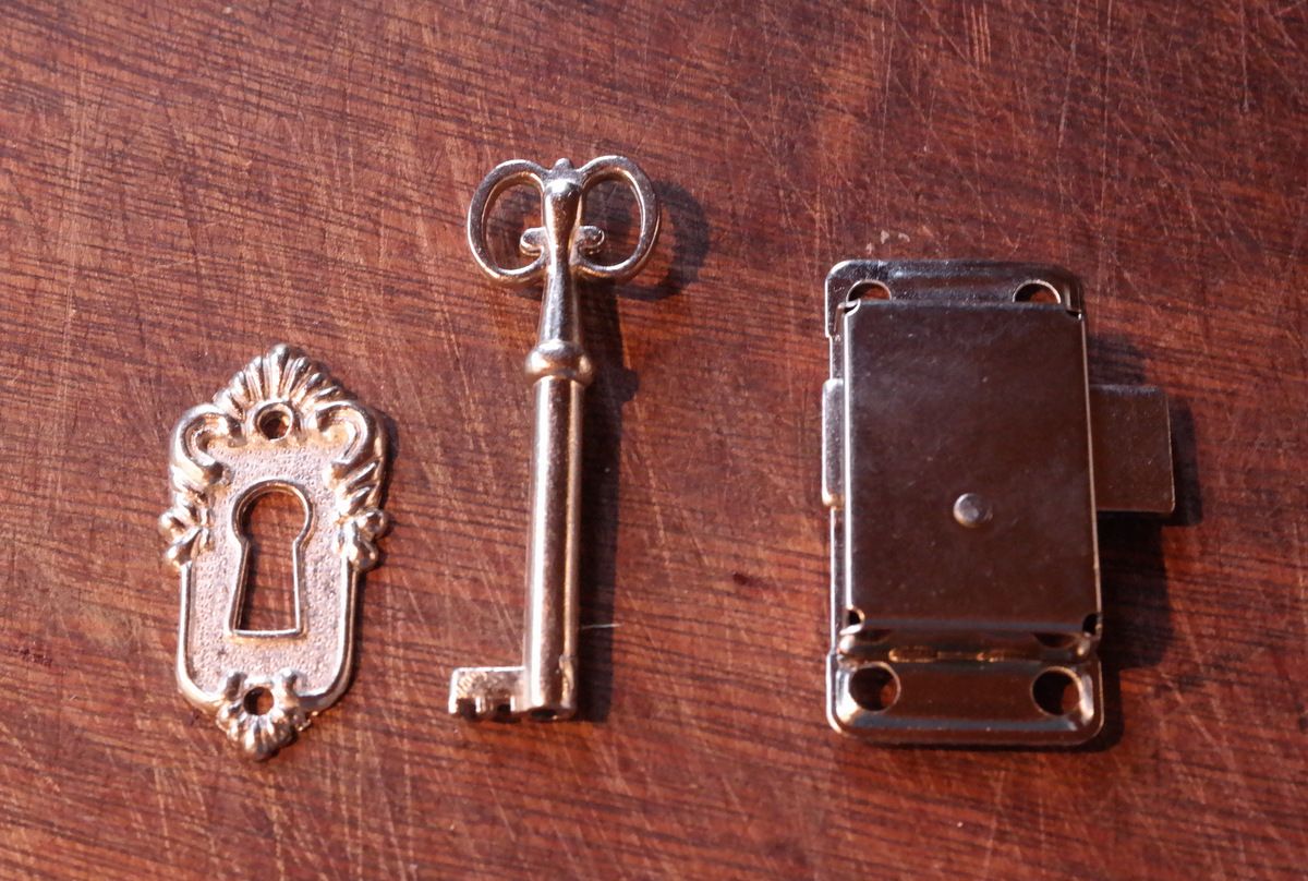 Book Safe With Lock : 12 Steps (with Pictures) - Instructables