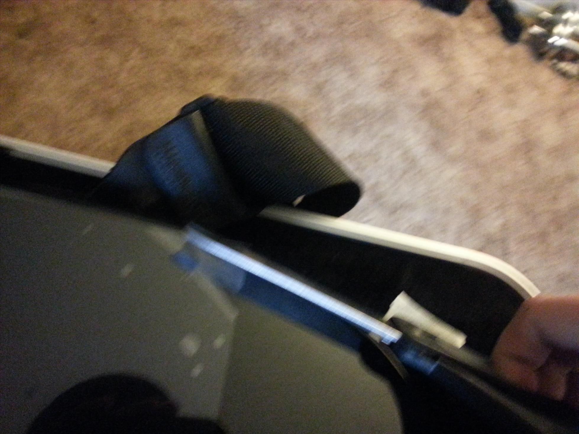 Invisible Guitar Scratch Pad (Buckle Rash Protector) : 6 Steps ...