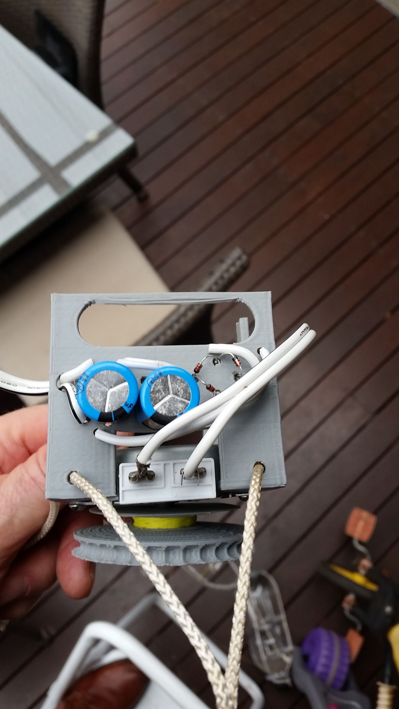 Gravity Light : 6 Steps - Instructables