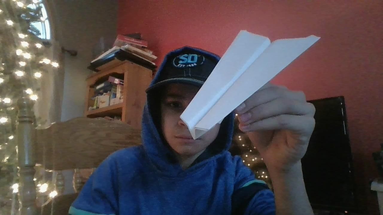 The Best Paper Airplane : 13 Steps (with Pictures) - Instructables
