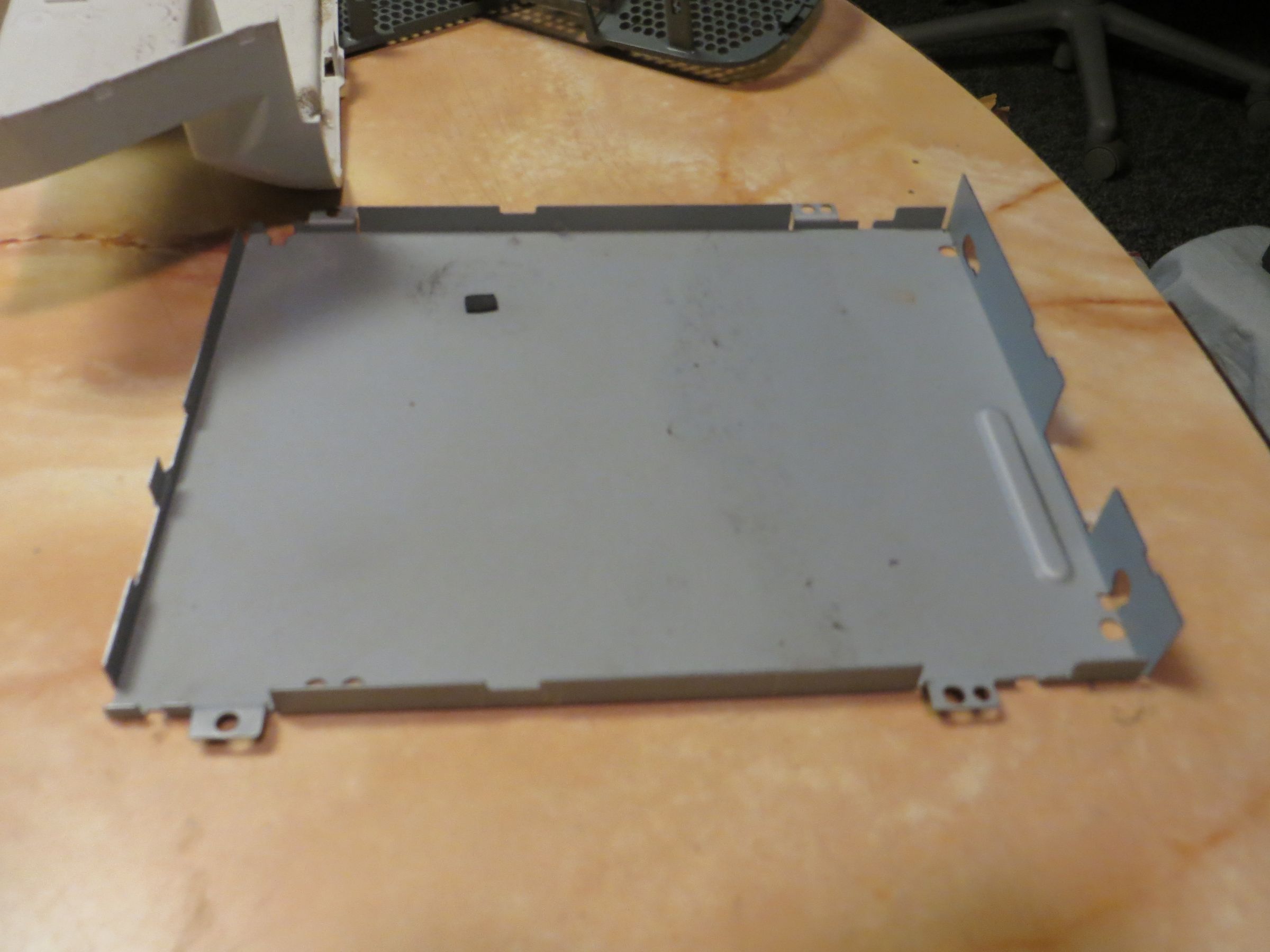 How to Fix a Stuck Xbox 360 (or PC) Disc Tray : 7 Steps - Instructables