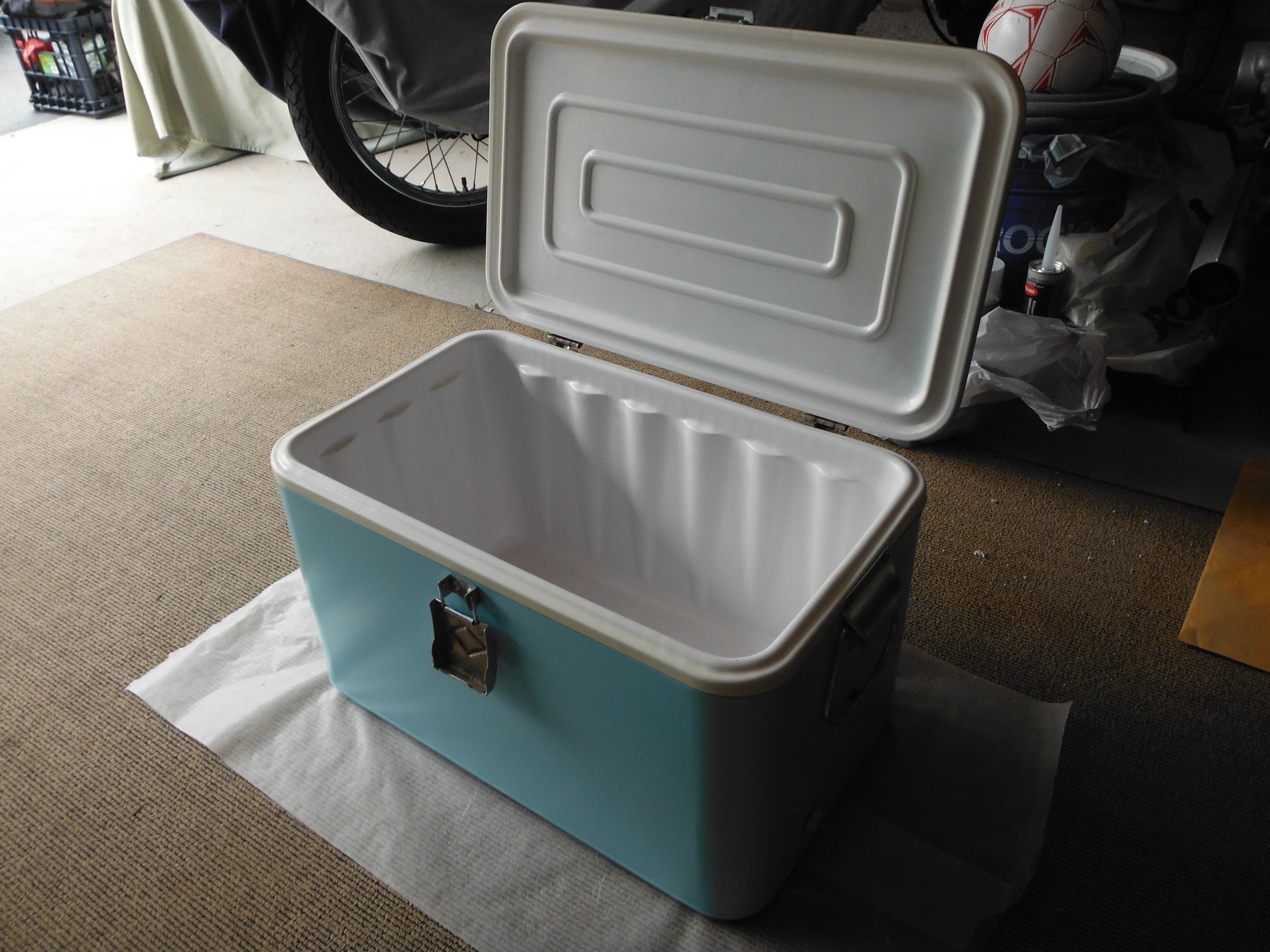 Restoring a Vintage Cooler : 10 Steps (with Pictures) - Instructables