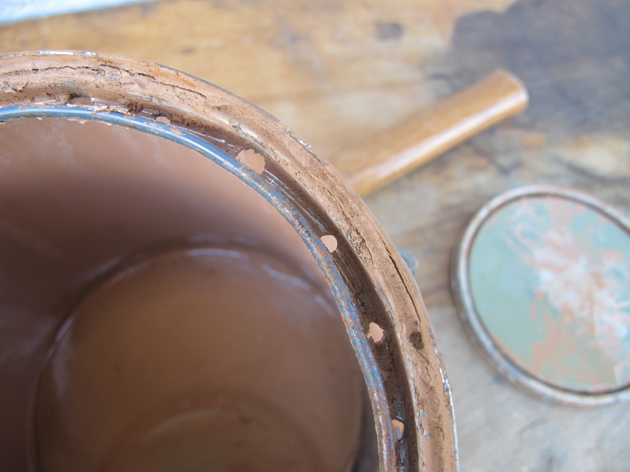 Avoid Paint Can Mess - Instructables