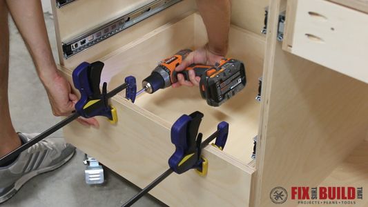 Mobile Tool Stand With Storage : 6 Steps (with Pictures) - Instructables