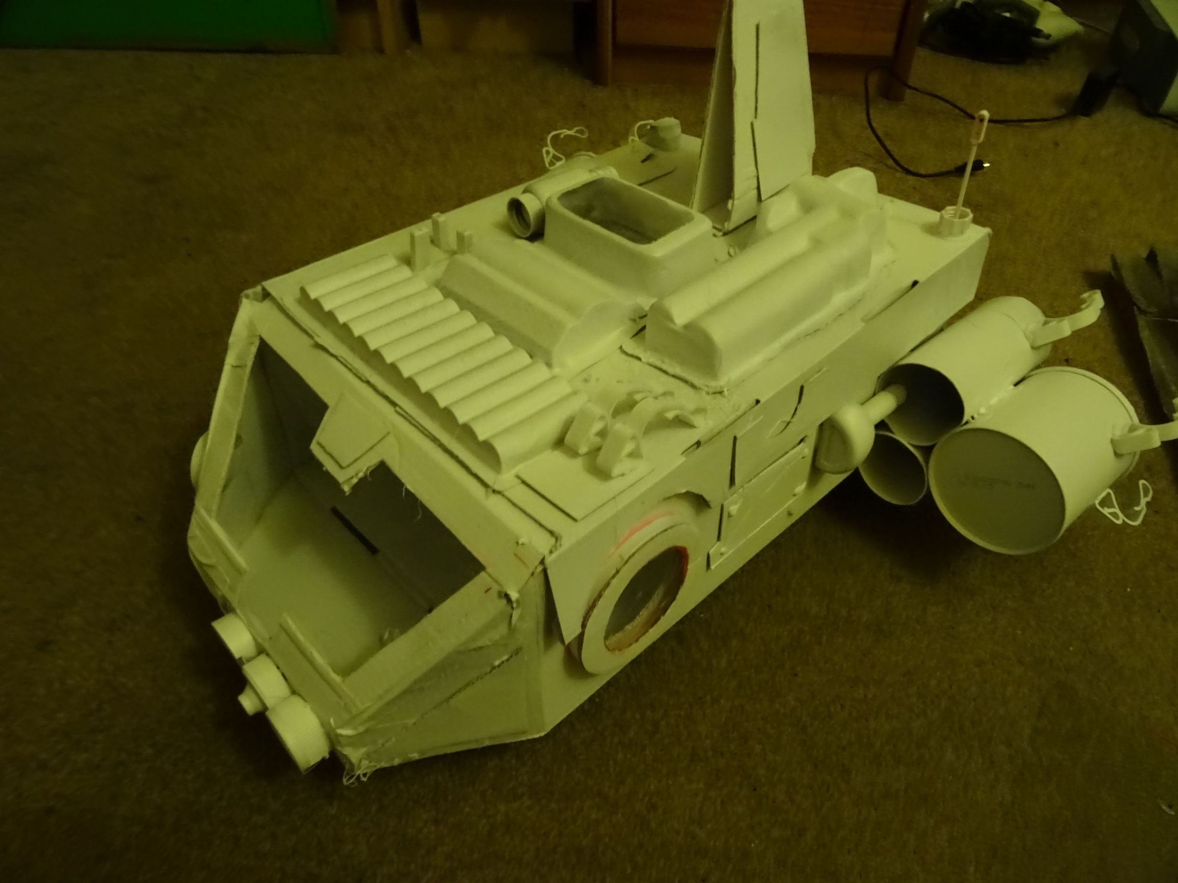 Shoe Box Spaceship : 9 Steps (with Pictures) - Instructables