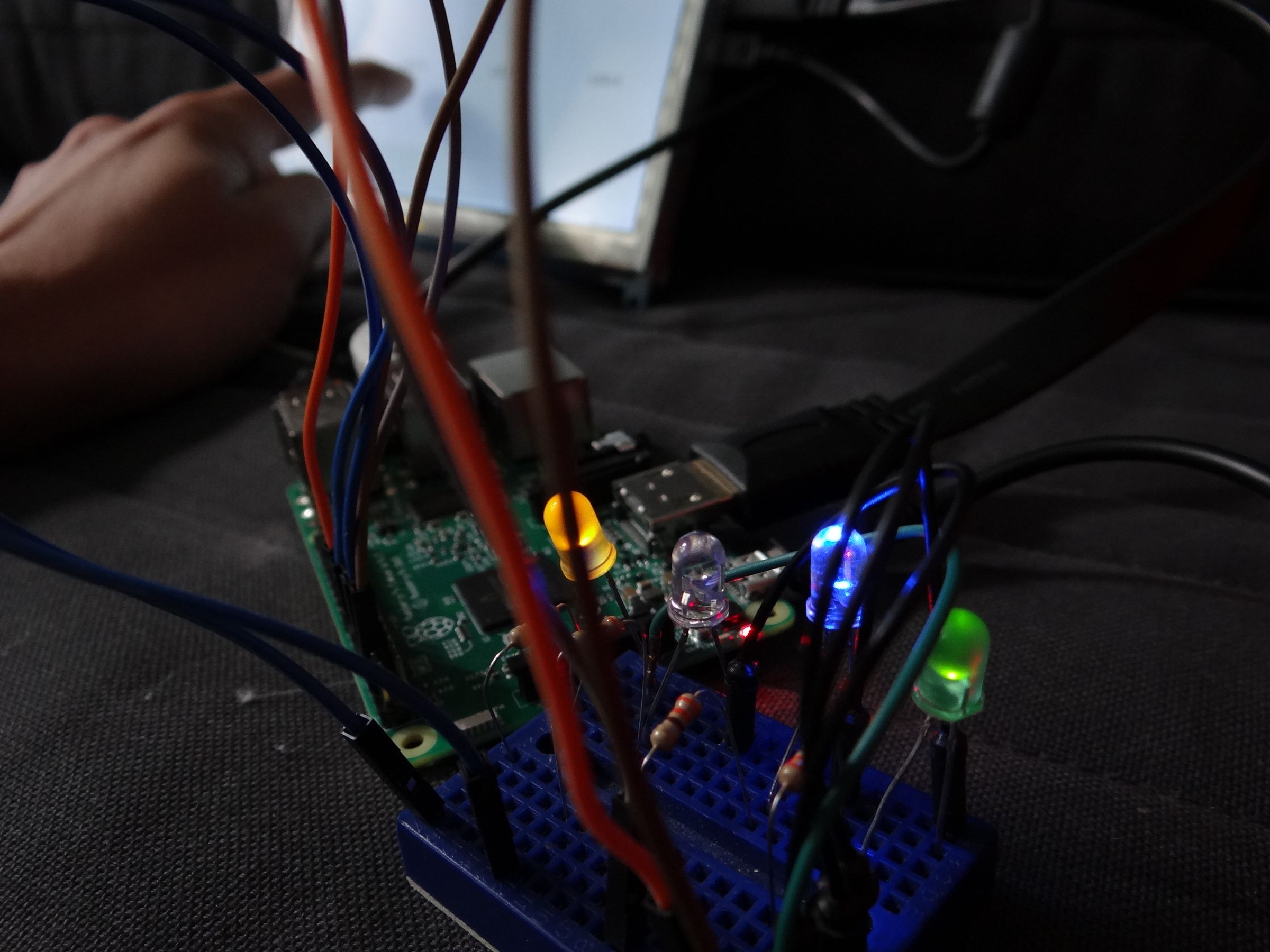 Raspberry Pi, 7 Inch Display and LEDs : 6 Steps (with Pictures ...