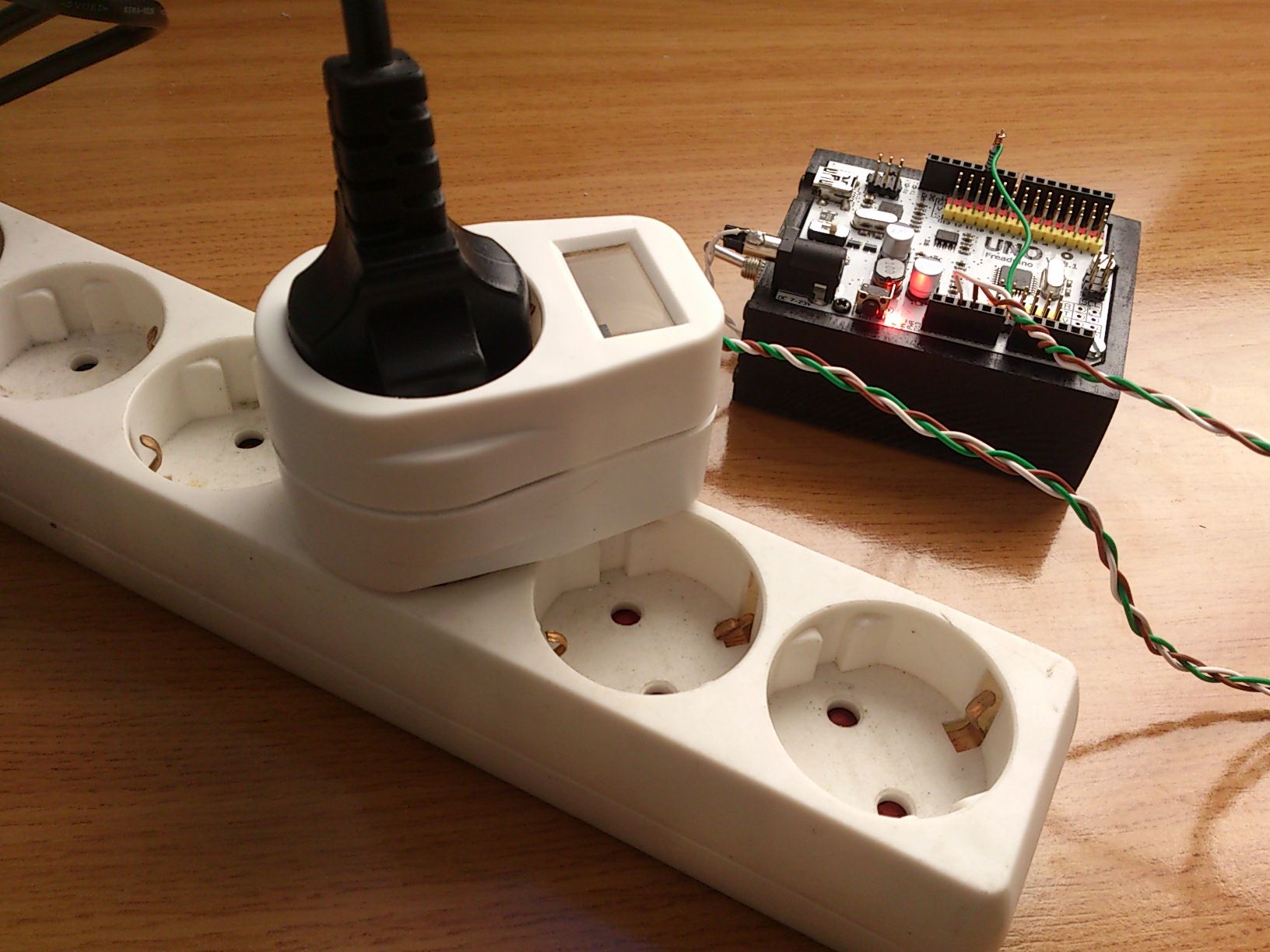 Microcontrolled AC Switch. : 7 Steps (with Pictures) - Instructables