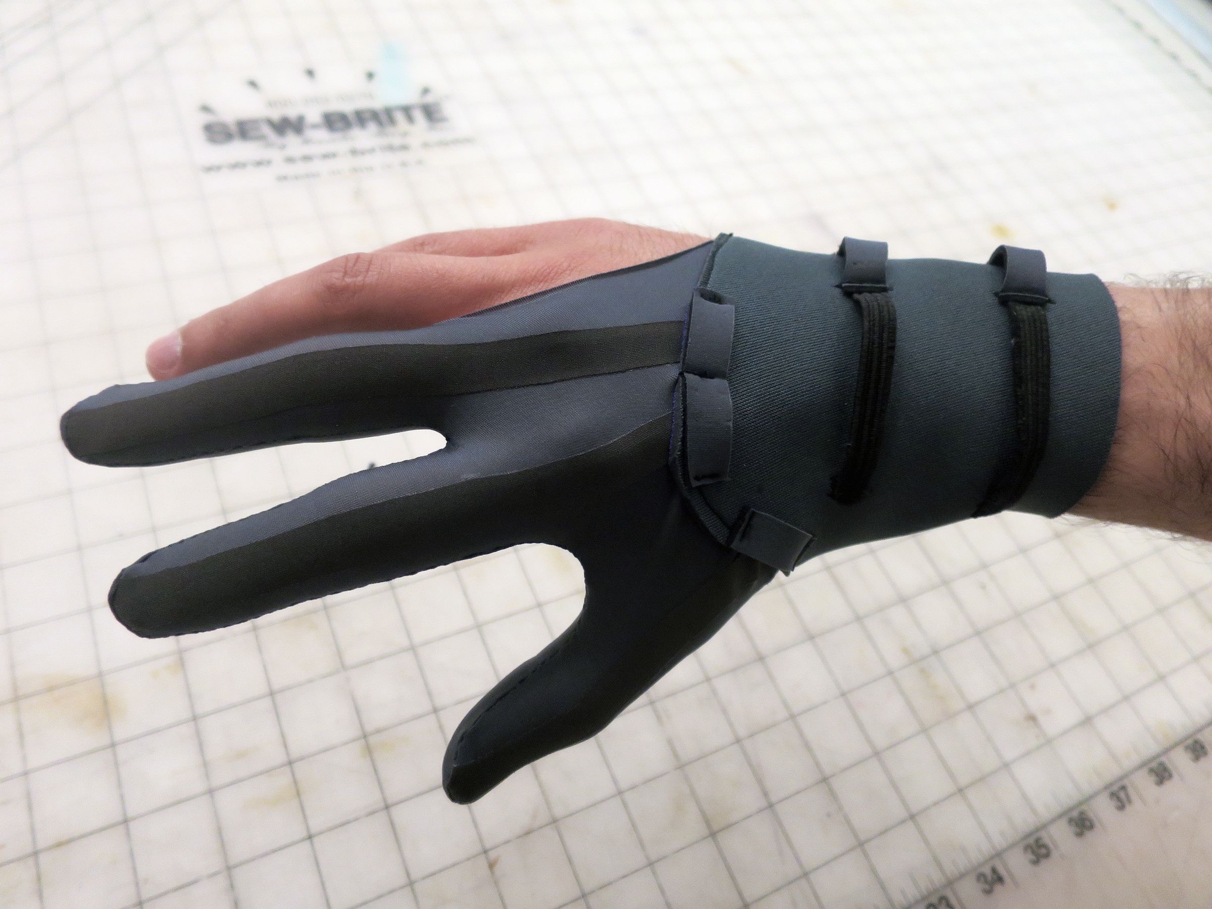 DIY Glove Controller With E-Textile Sensors : 14 Steps (with Pictures ...