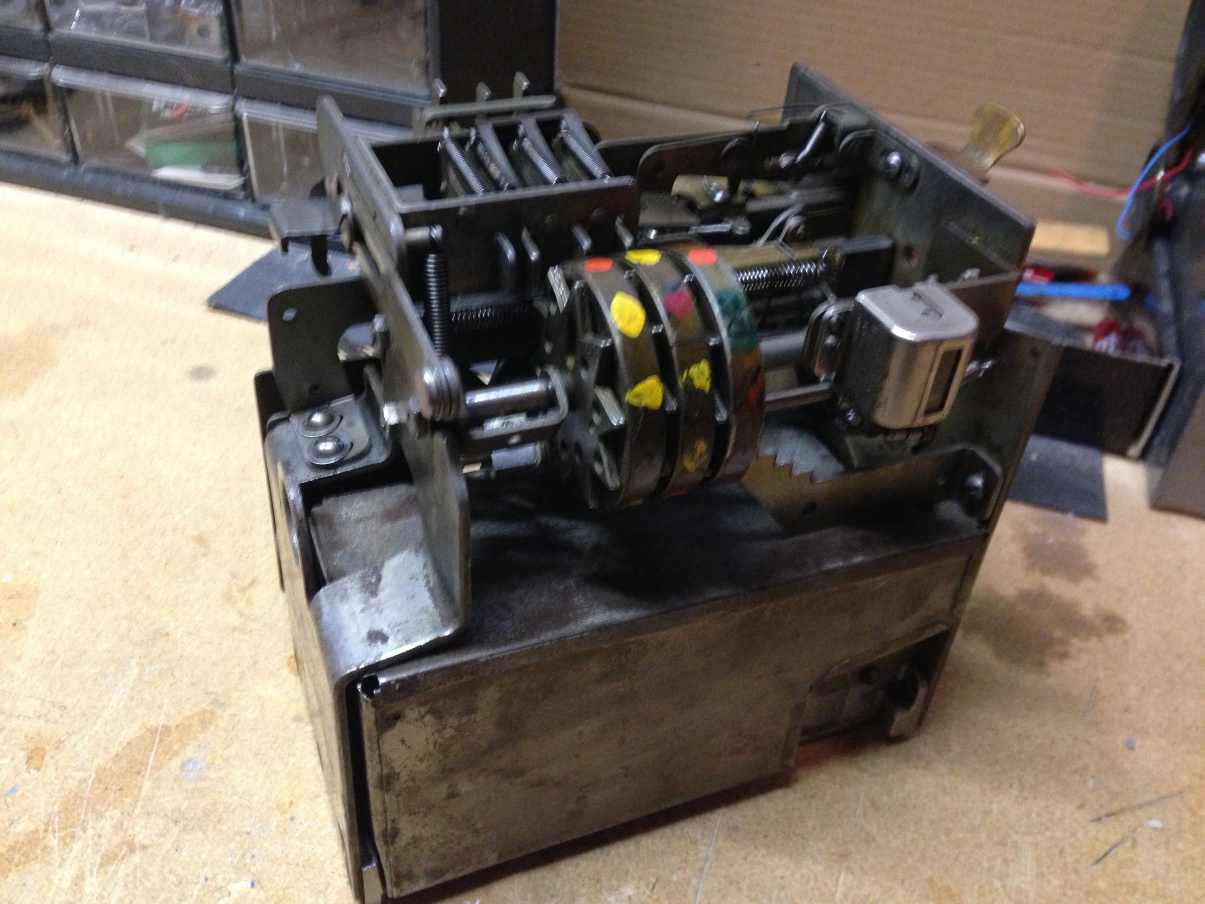 Mills Vest Pocket Slot Machine Restoration : 19 Steps (with Pictures ...