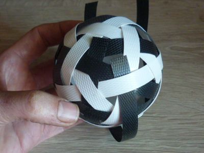 Starball - a 16 Strip Woven Ball : 15 Steps (with Pictures) - Instructables