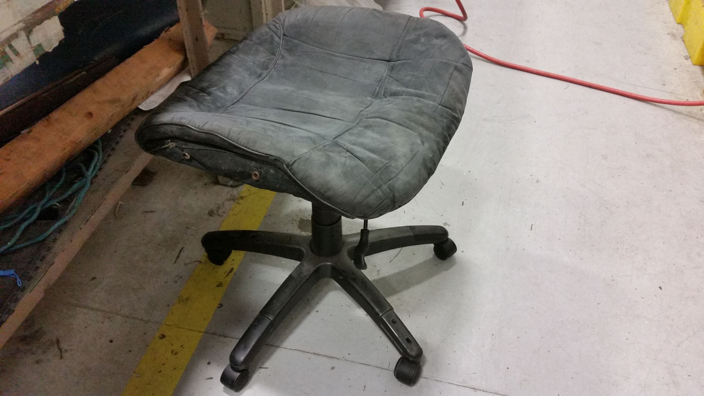 Mechanics Creeper Seat Hack - Instructables