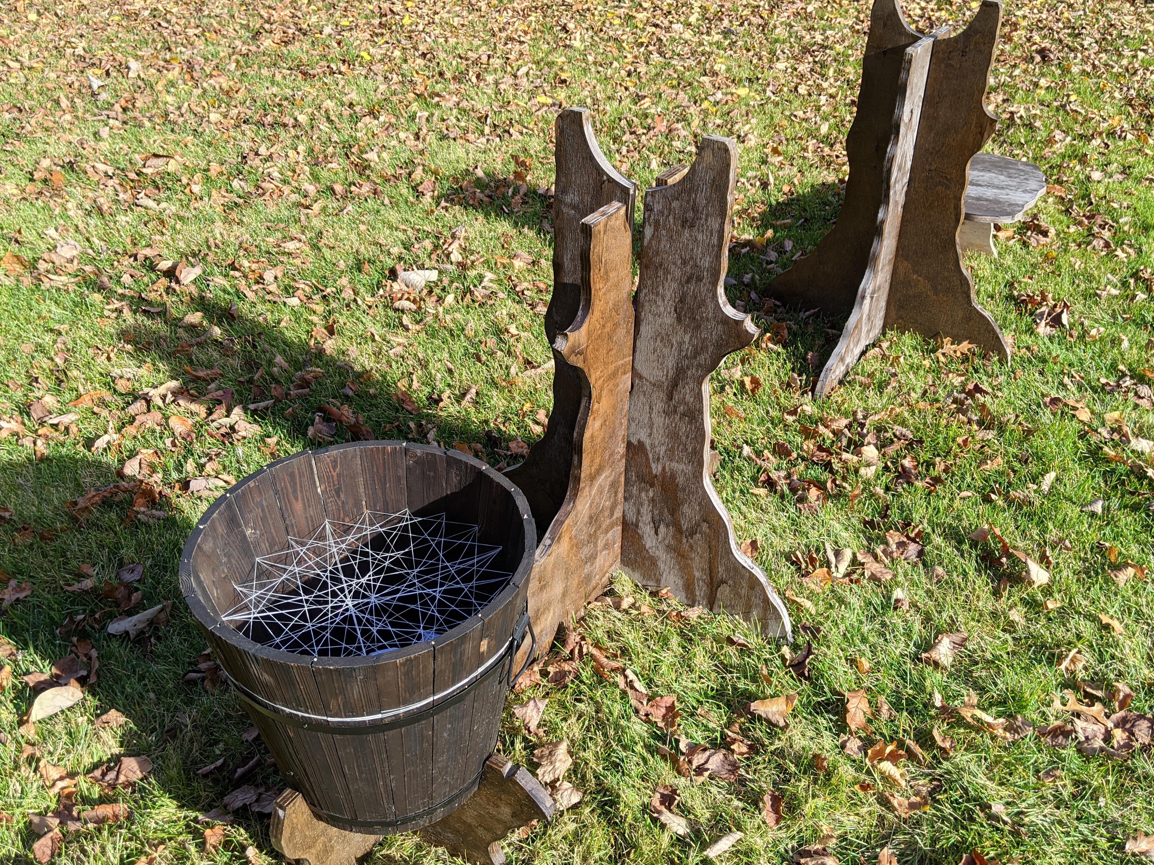 Motorized Spider Halloween Candy Delivery System : 5 Steps (with ...